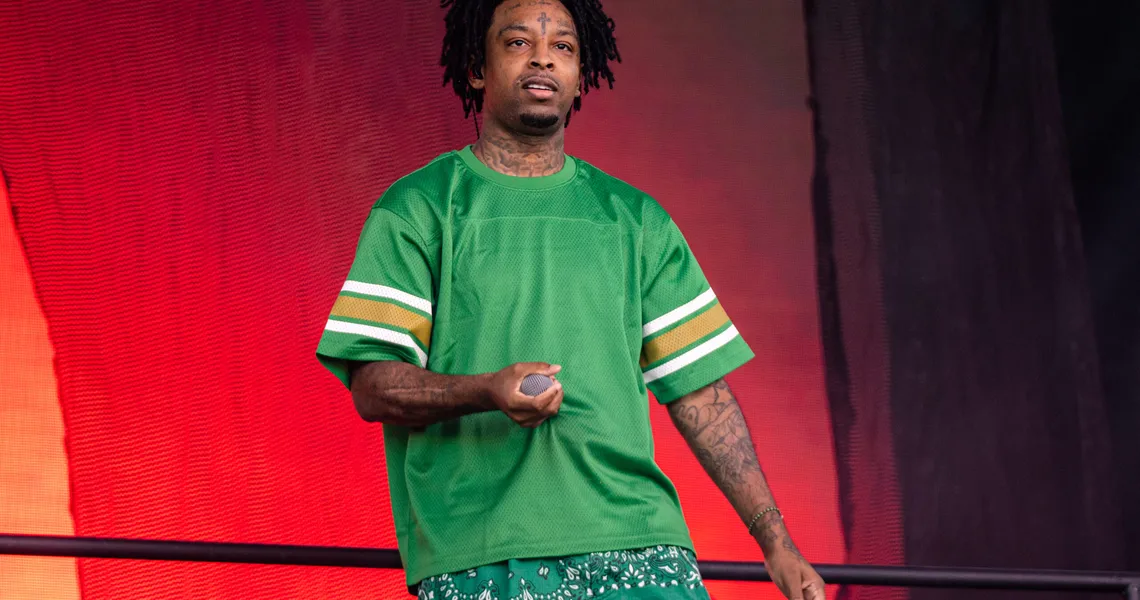 21 Savage Debuts New Hairstyle On IG: "Tired Of The Sister Loc Comments"