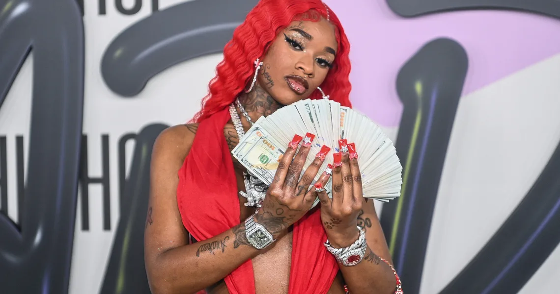 Sexyy Red Seemingly Reveals She's Pregnant While Posing With SZA