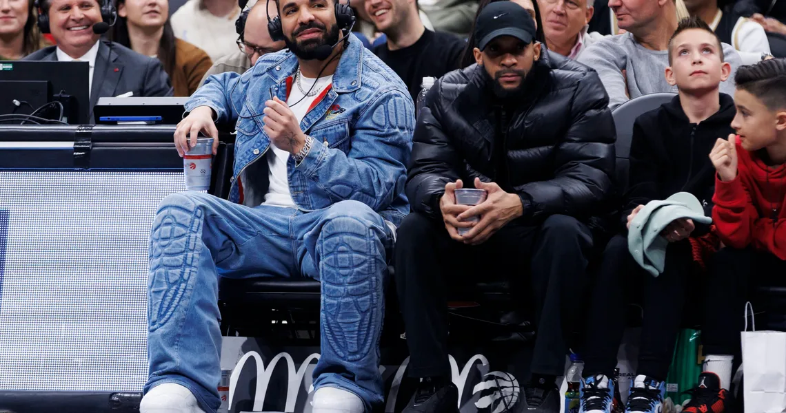 Drake Teases Remix Of 4batz's Breakout Hit "act ii: date @ 8"