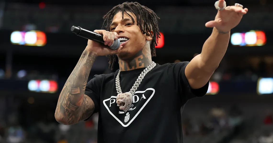 NLE Choppa's Girlfriend Appears To Be Pregnant