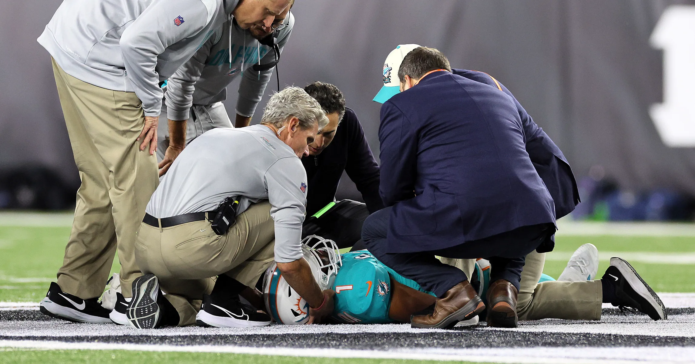 Tua Tagovailoa Suffers Frightening Head Injury