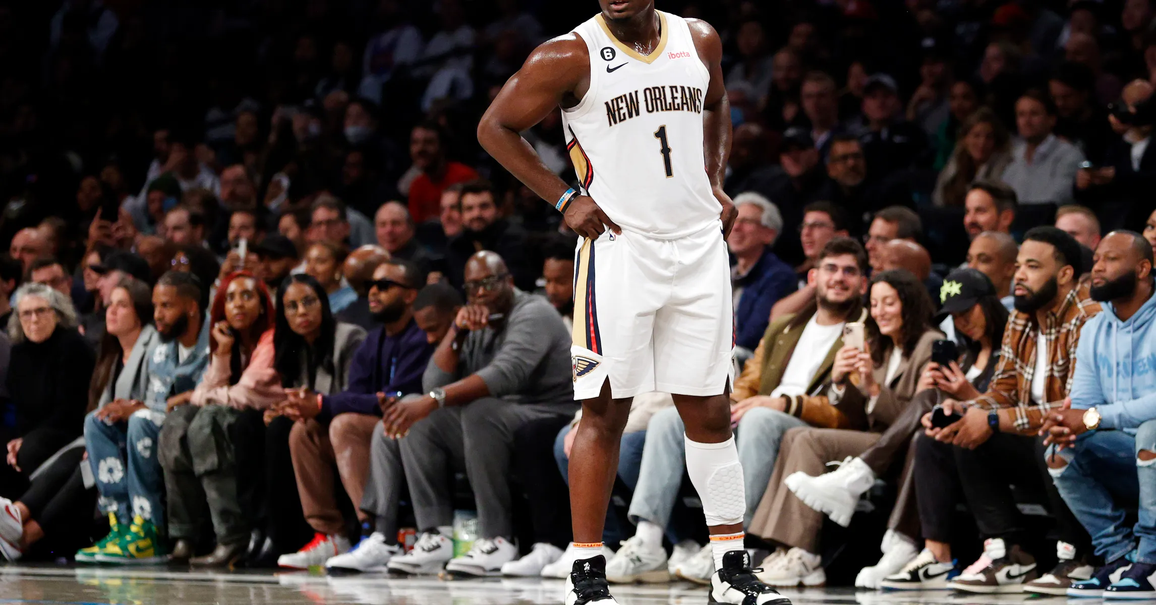 Fat Joe Blesses Zion Williamson With A Terror Squad Chain