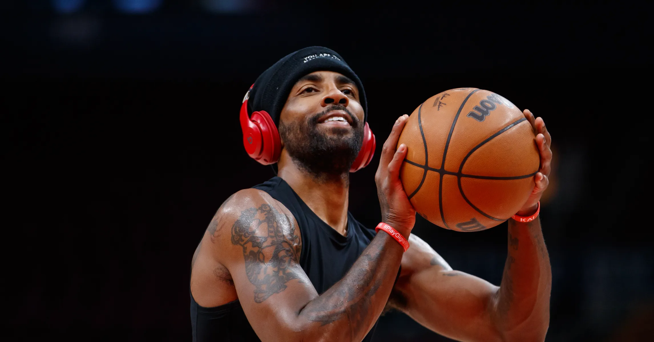 Kyrie Irving Trends Over Simple Thanksgiving Statement