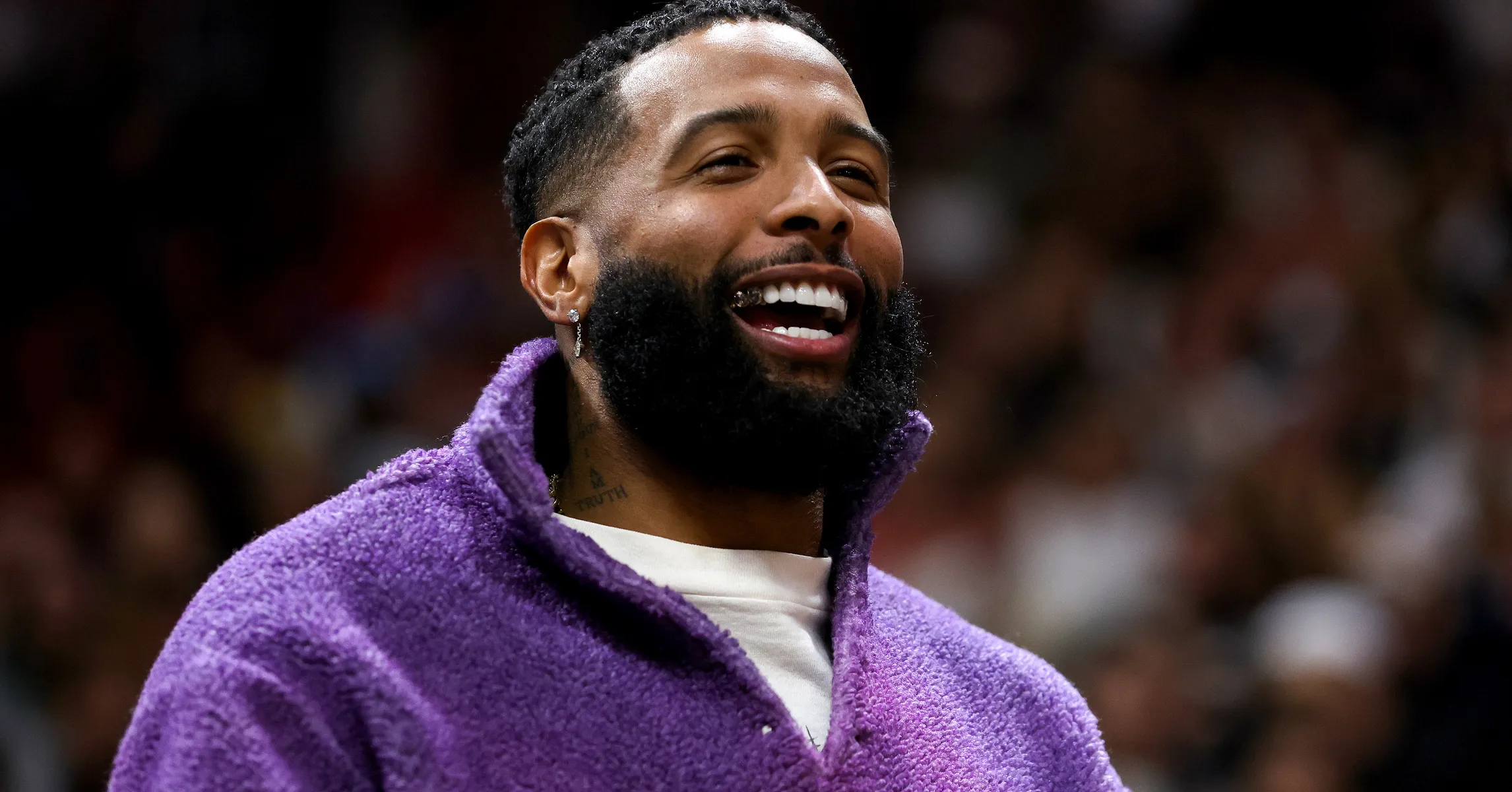 Odell Beckham Jr. Flexes Knee Recovery In Pick-Up Basketball Game