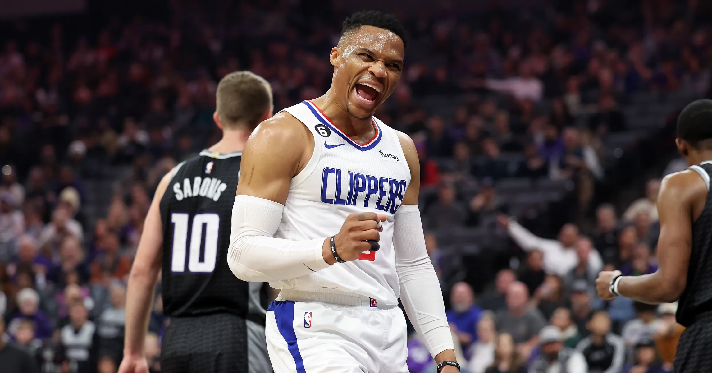 Russell Westbrook & His Latest Outfit Make For Perfect Meme Fodder