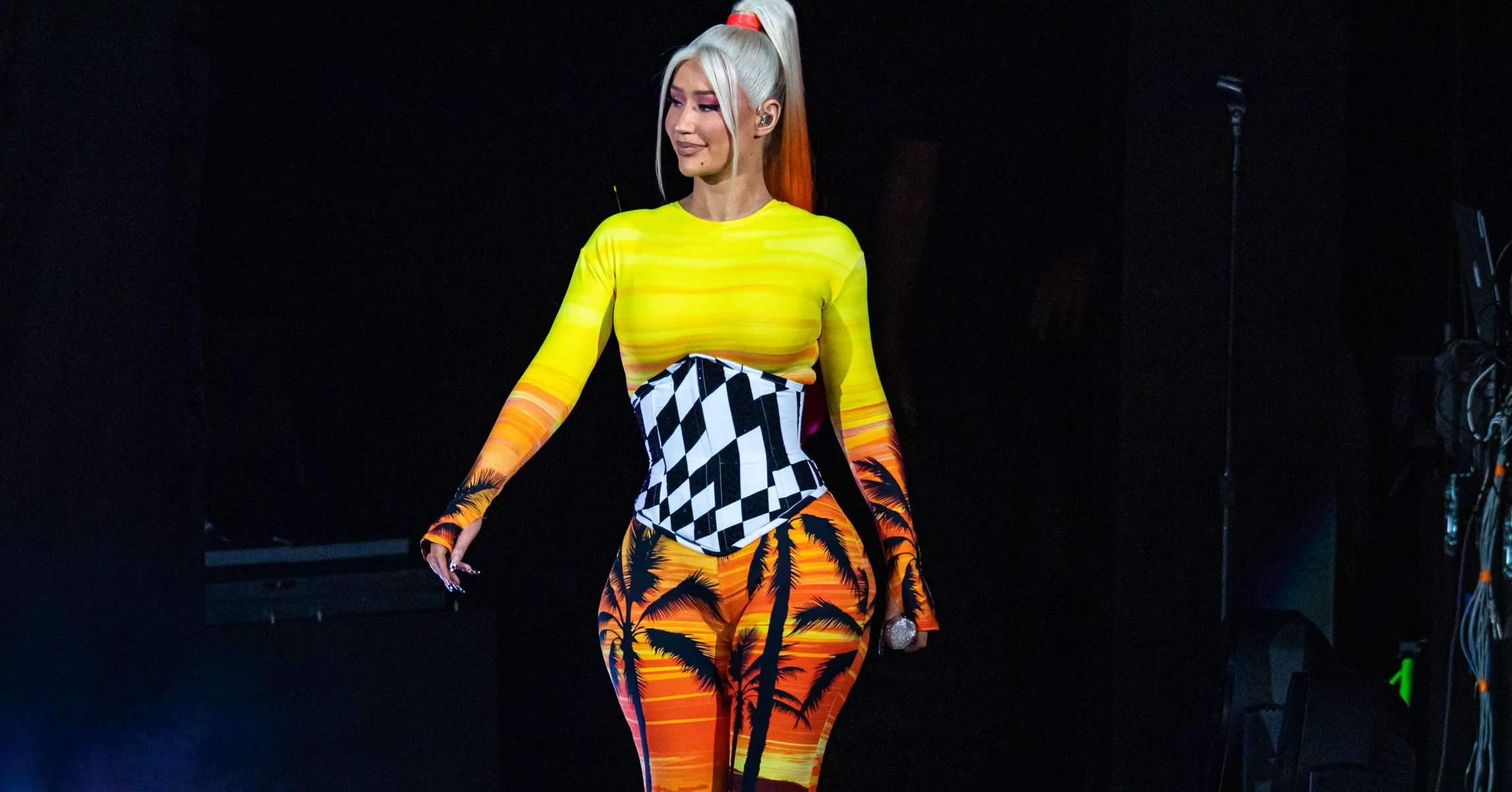 Iggy Azalea Bares Her Underboob In A Bright Green Bikini