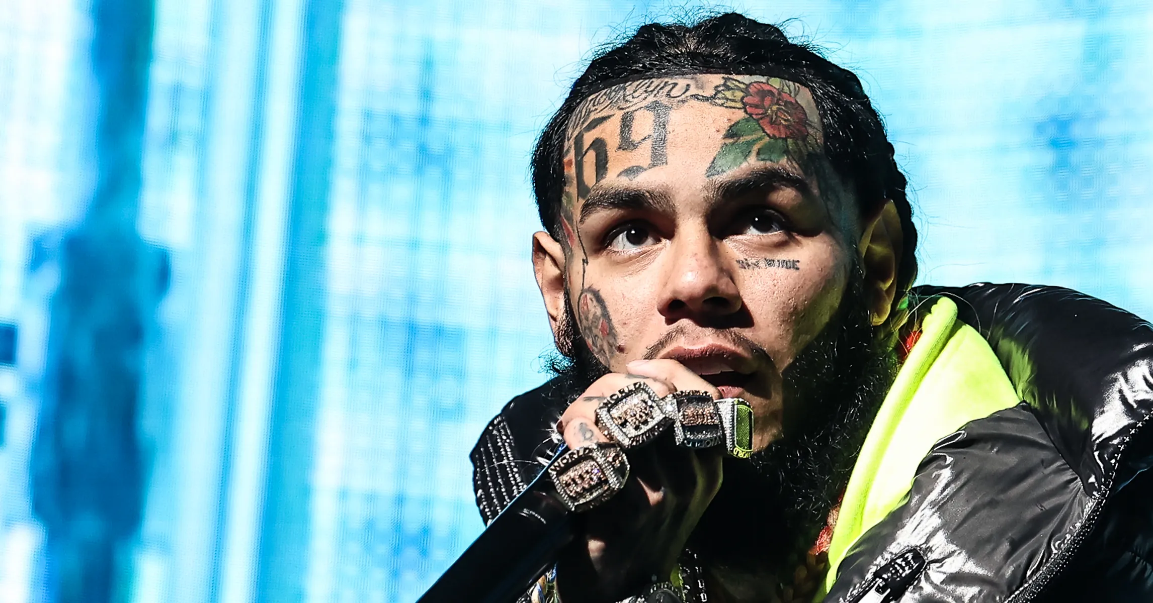 6ix9ine Displays His Singing Chops In New Snippet