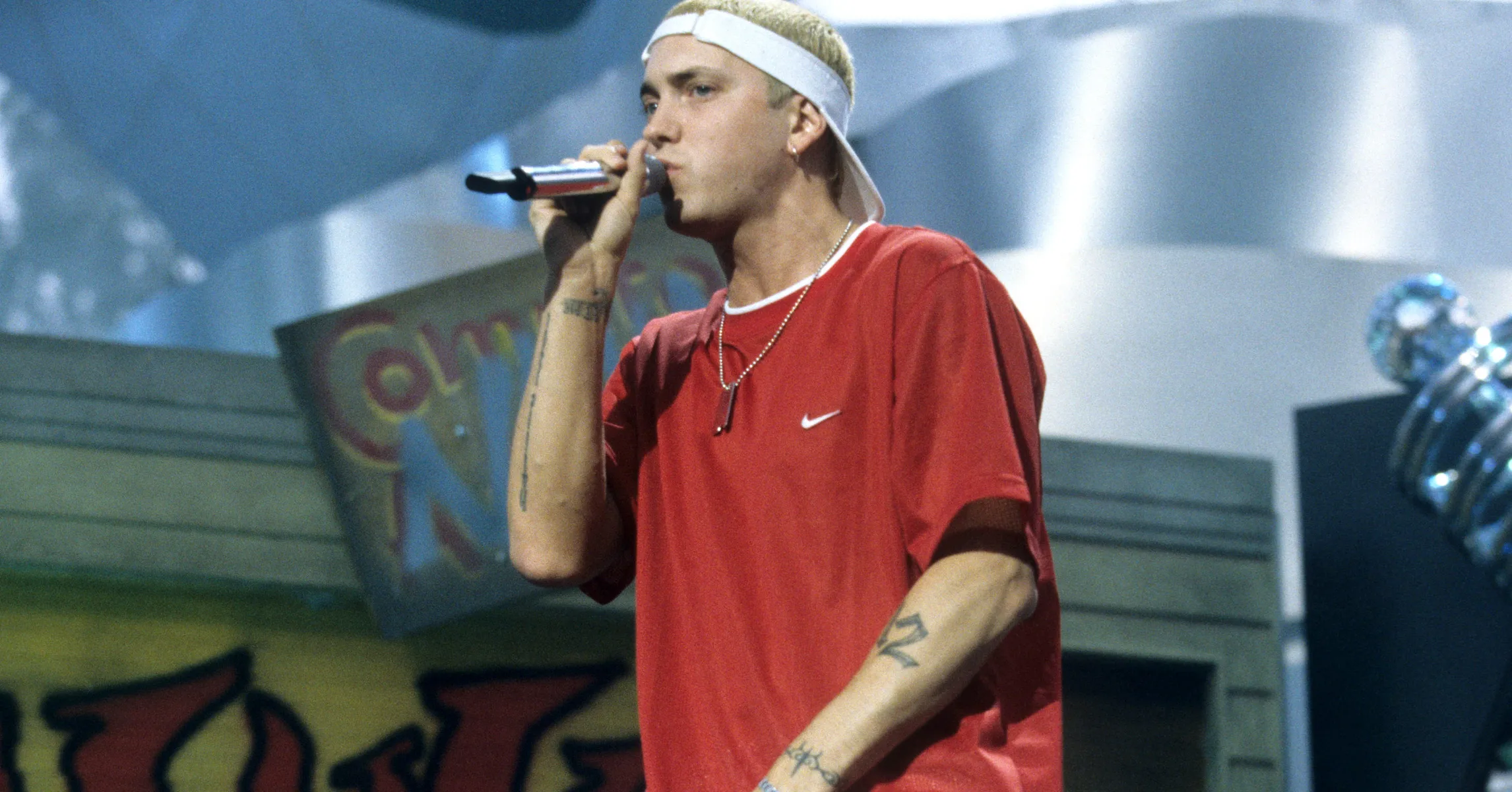 Eminem Expertly Crafts Rhyme For "Orange" In Resurfaced "60 Minutes ...