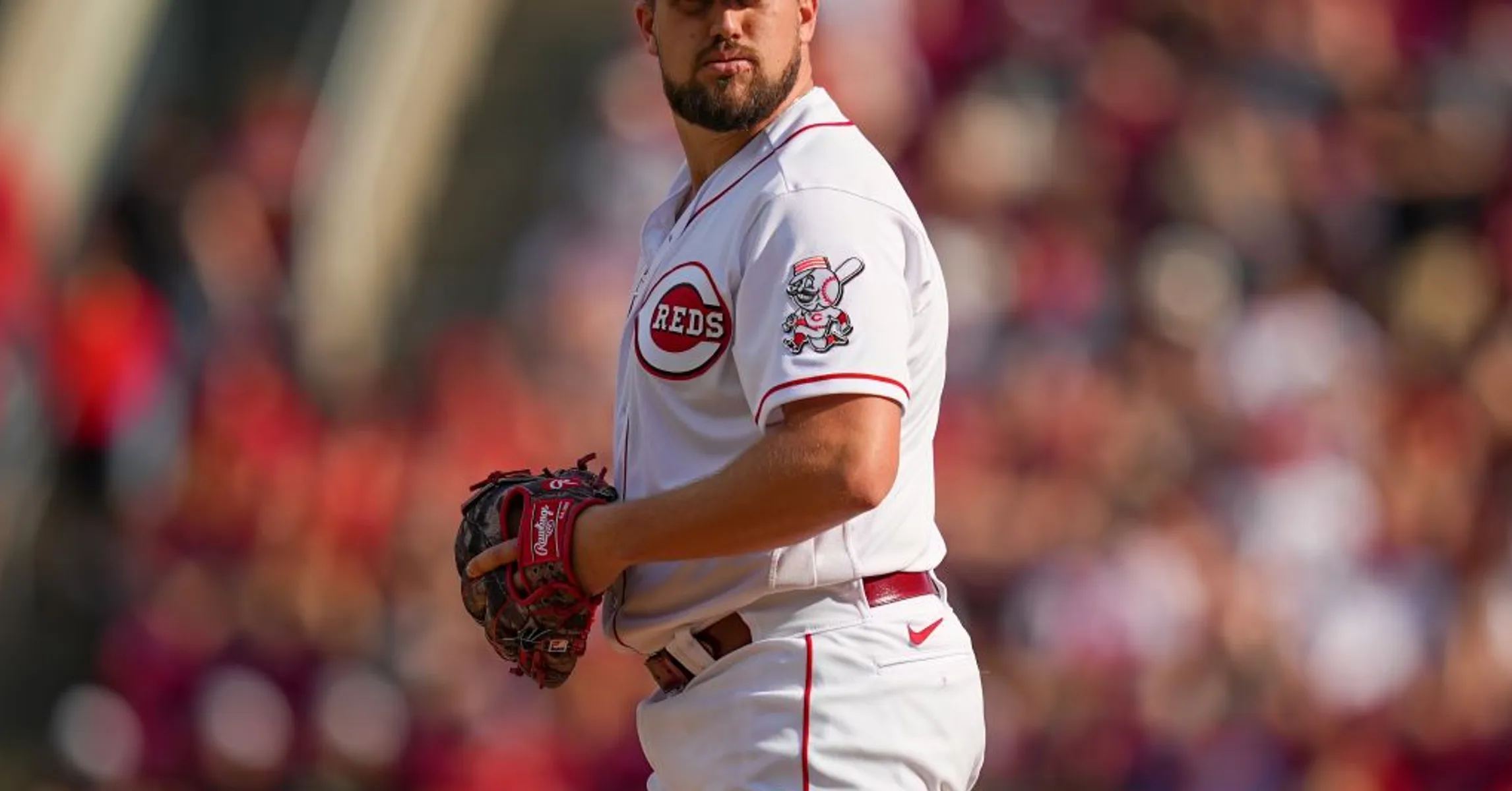Cincinnati Reds Pitcher Honors Late Grandmother