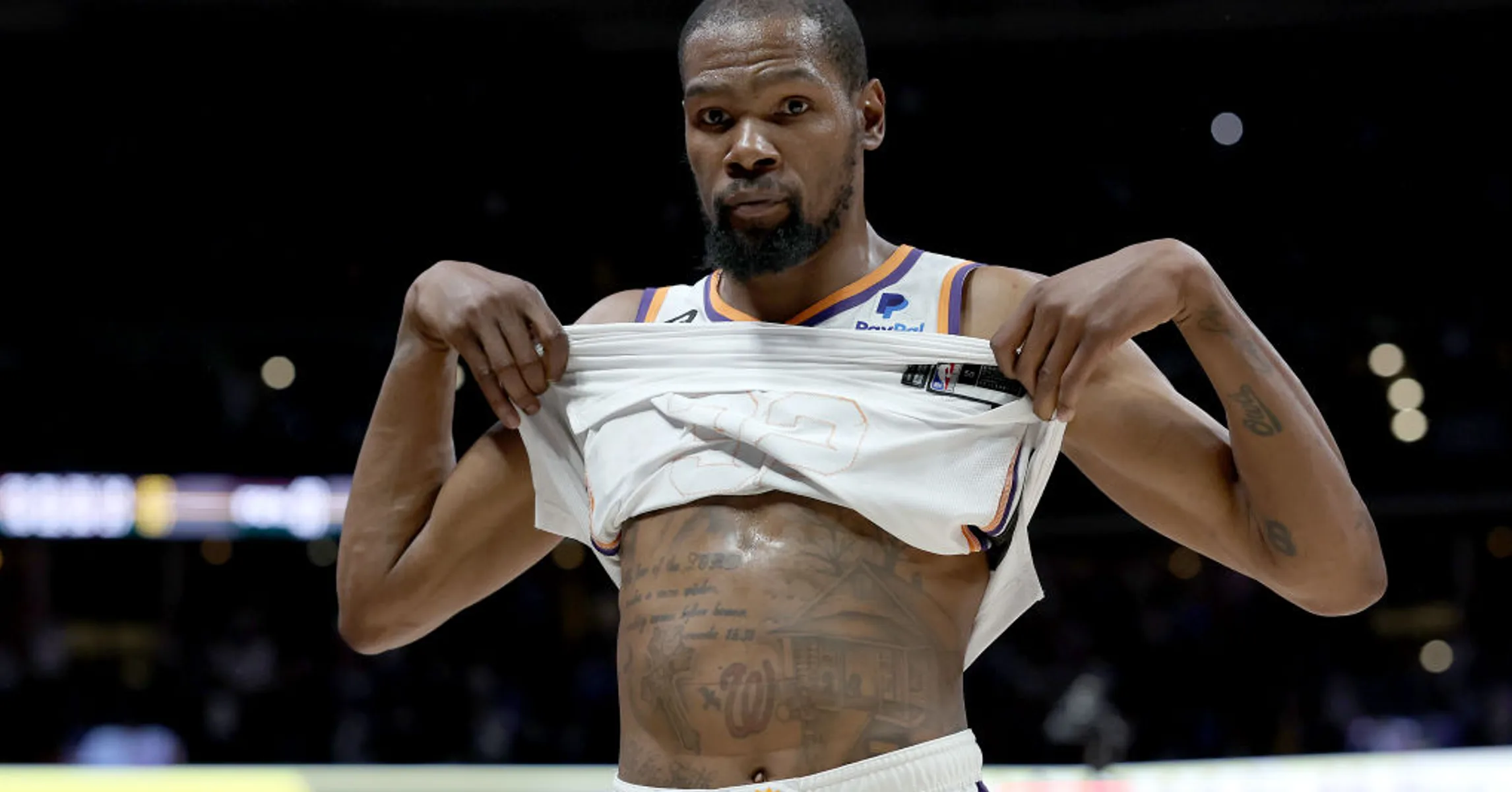 Kevin Durant Gets Warzone Operator