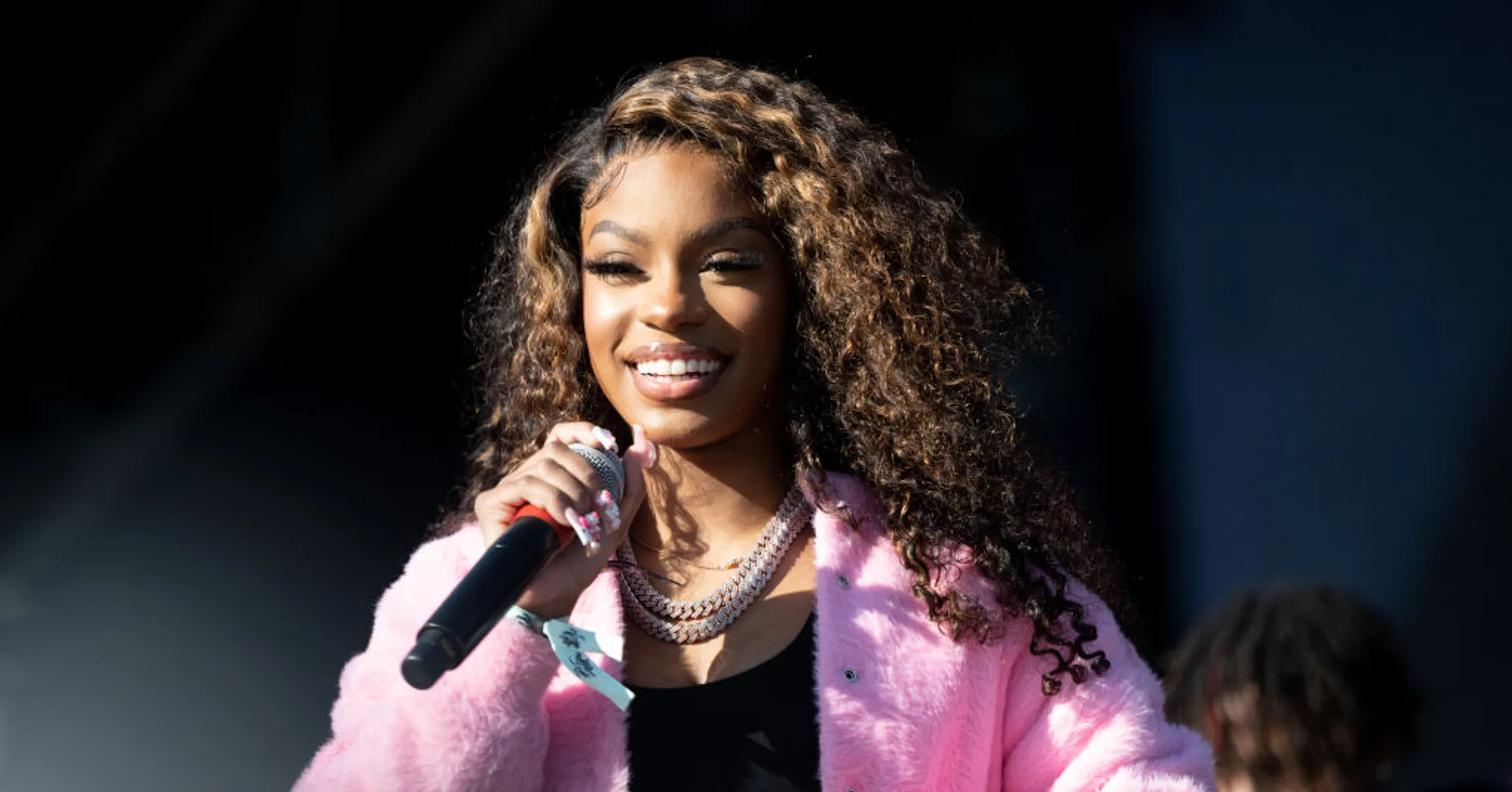 Monaleo Gave Birth Right Before The Release Of Debut Album