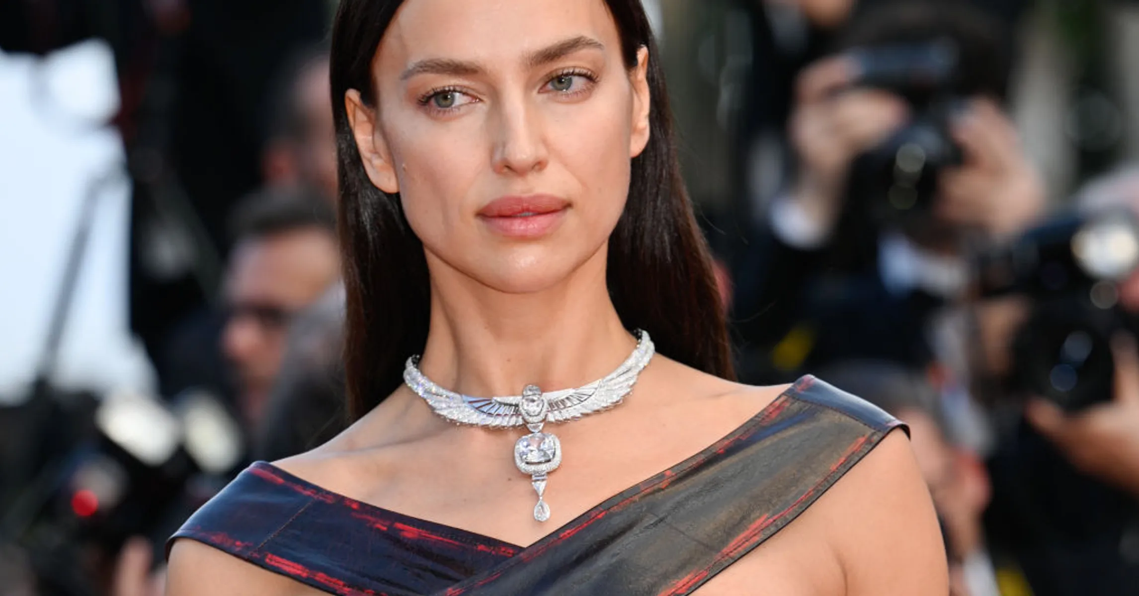 Irina Shayk Was Reportedly "Throwing Herself" At Tom Brady At Recent ...