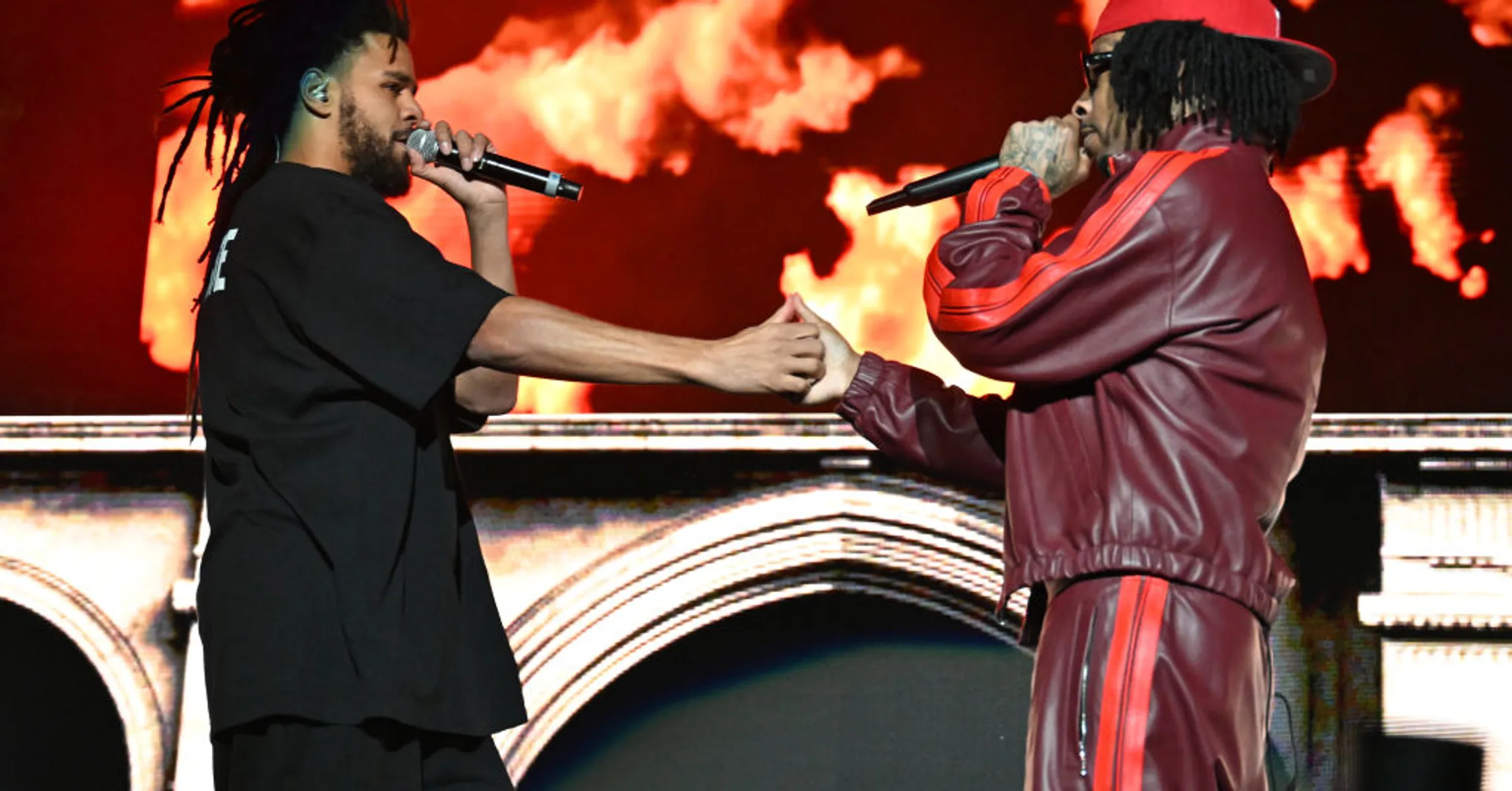 21 Savage Surprises Fans In Atlanta With J. Cole Appearance