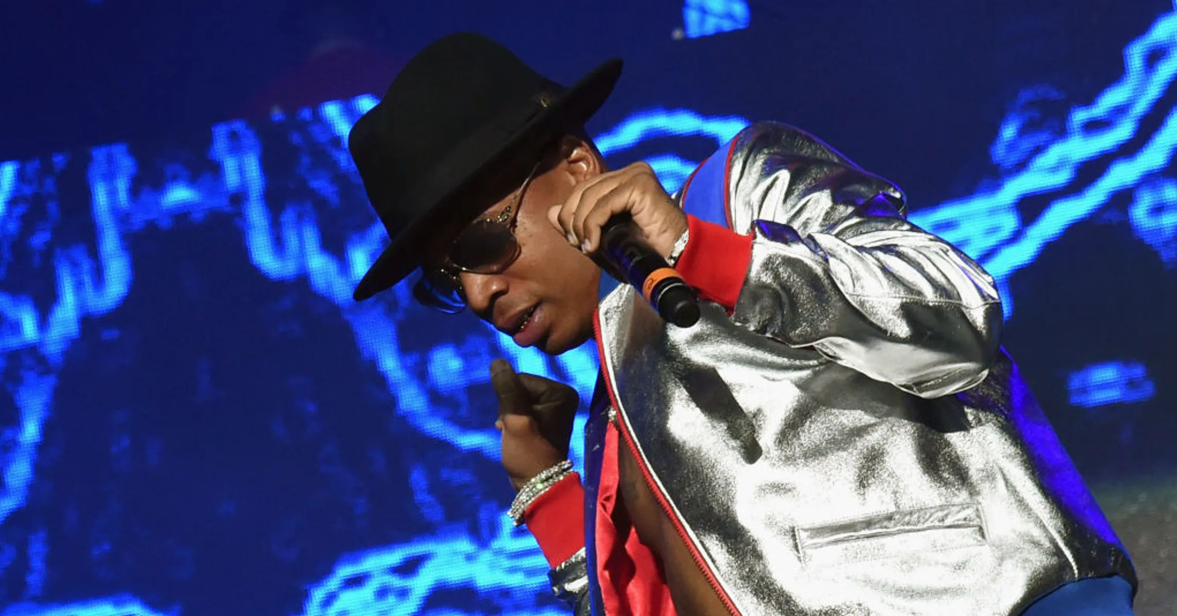 Plies Posts Strange Interaction With Flirty Fan