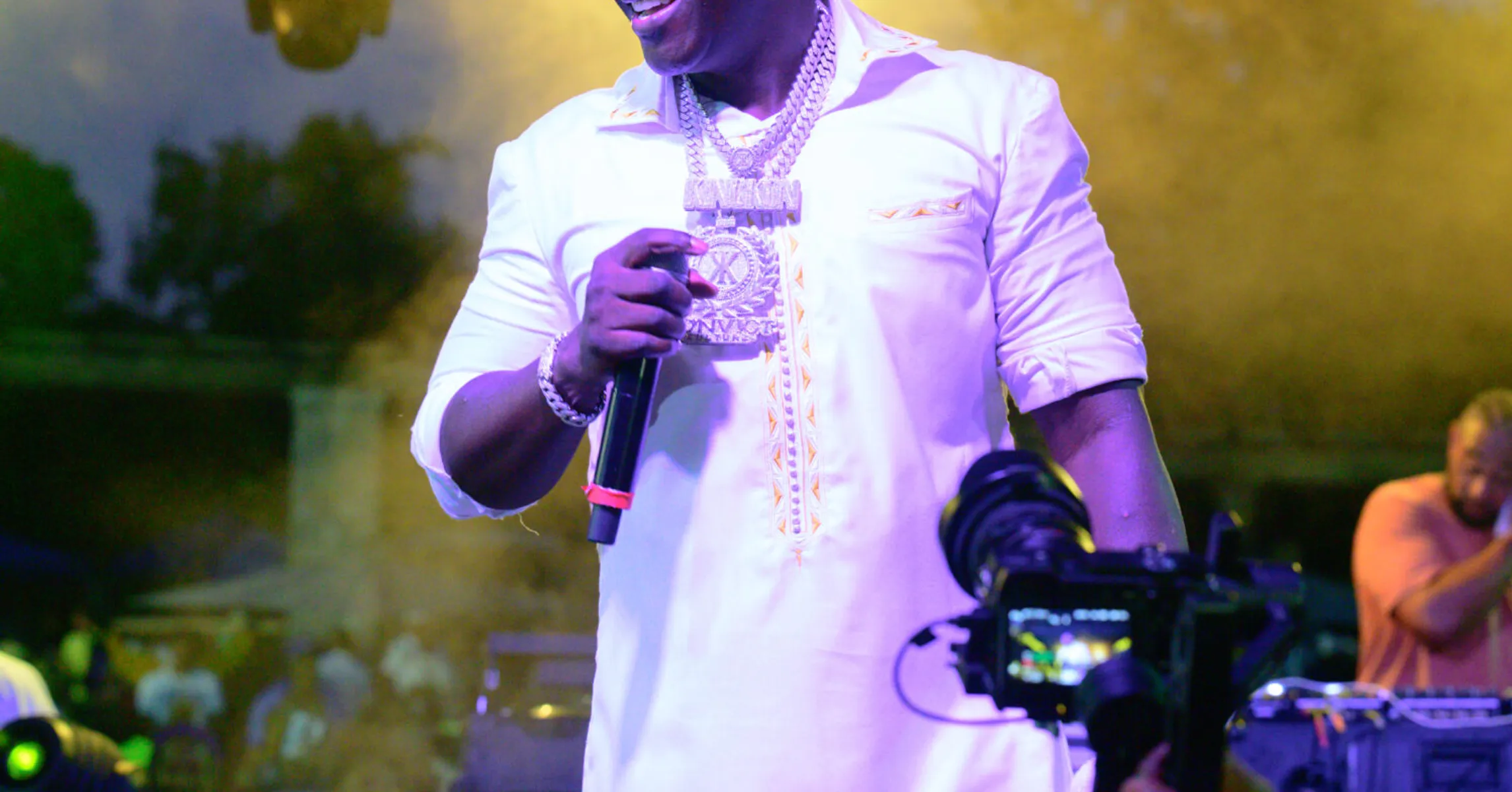 Artists Like Akon: Sean Kingston, T-Pain, Ne-Yo, Jason Derulo & More