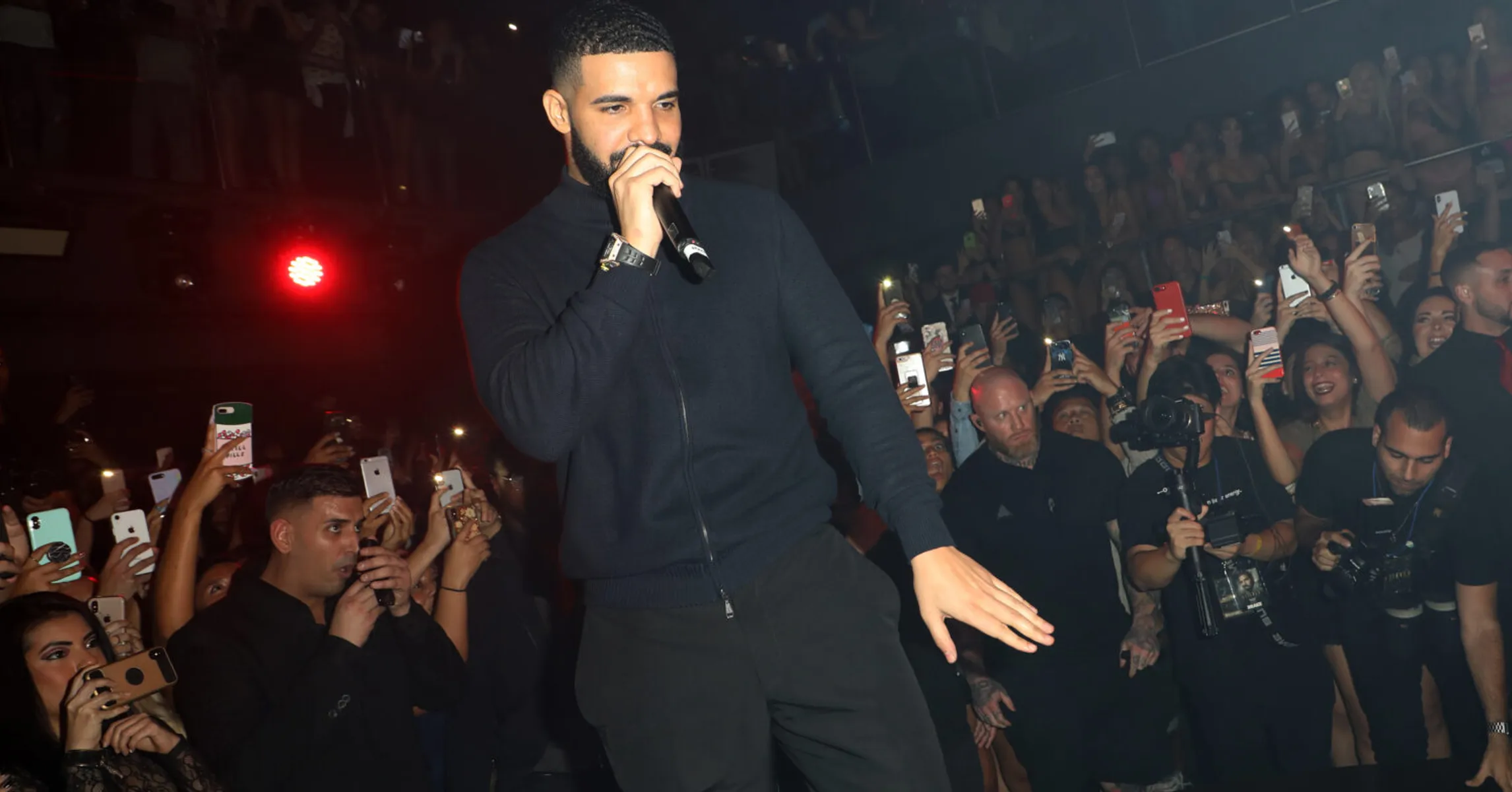Drake's Pink Manicure Is His Latest "Rich Flex"