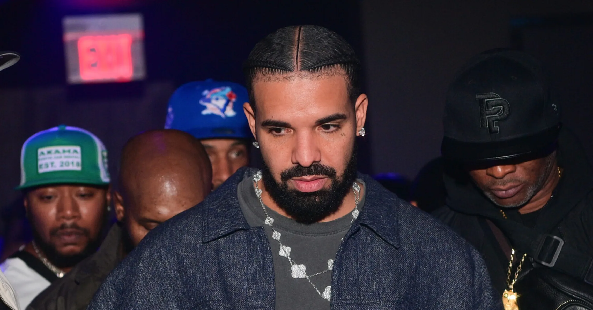 Drake Says His Painted Nails Have The World Acting Homophobic For The ...
