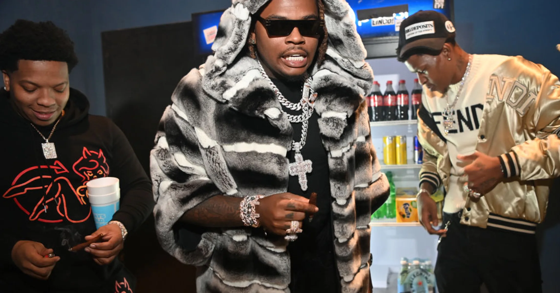 Gunna Shares Short "Cash S*it" Music Video