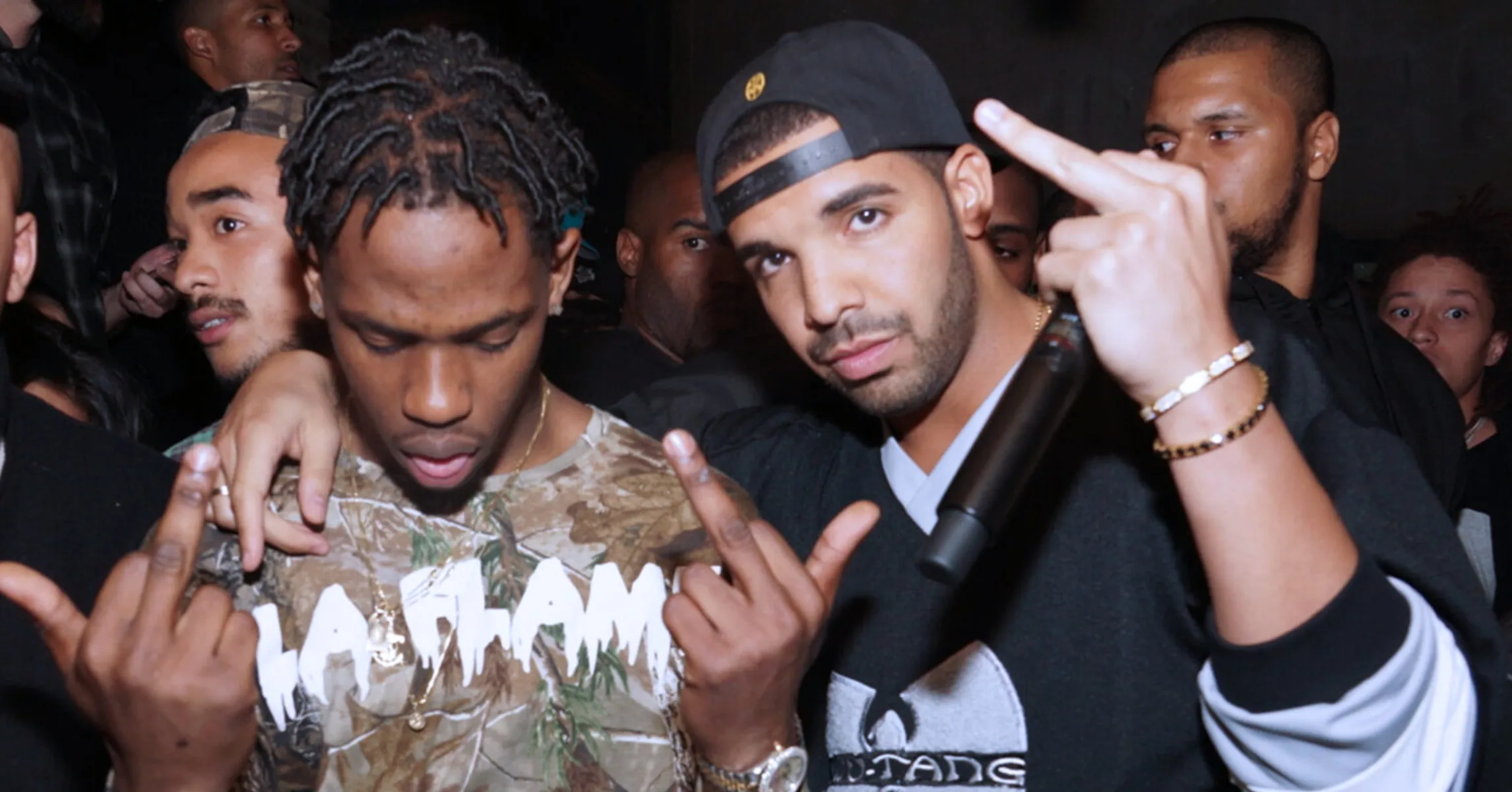 Drake & Travis Scott Perform "MELTDOWN" For The First Time Ever In ...