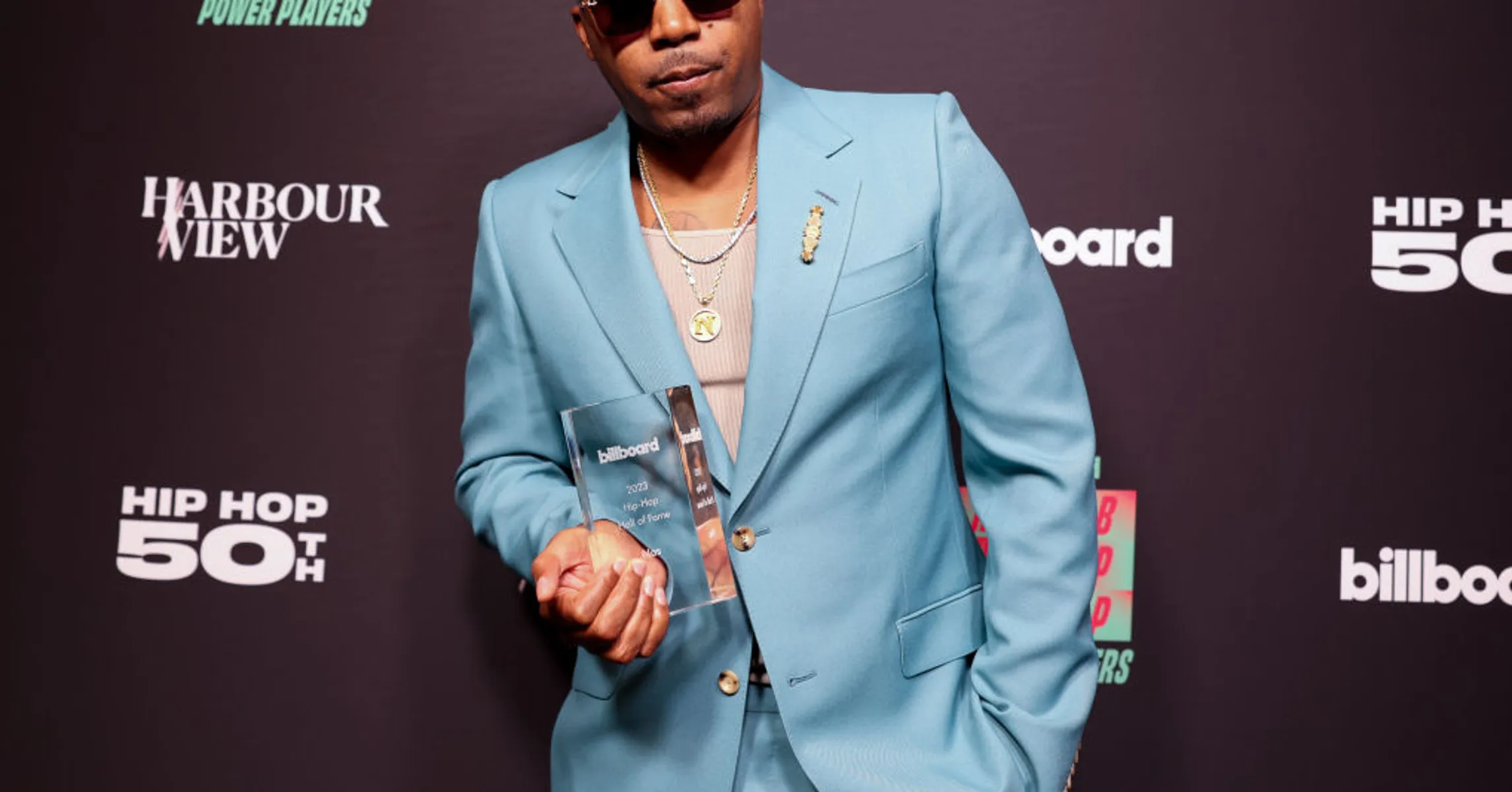 Nas Shares First Music Video From New Album "Magic 2"