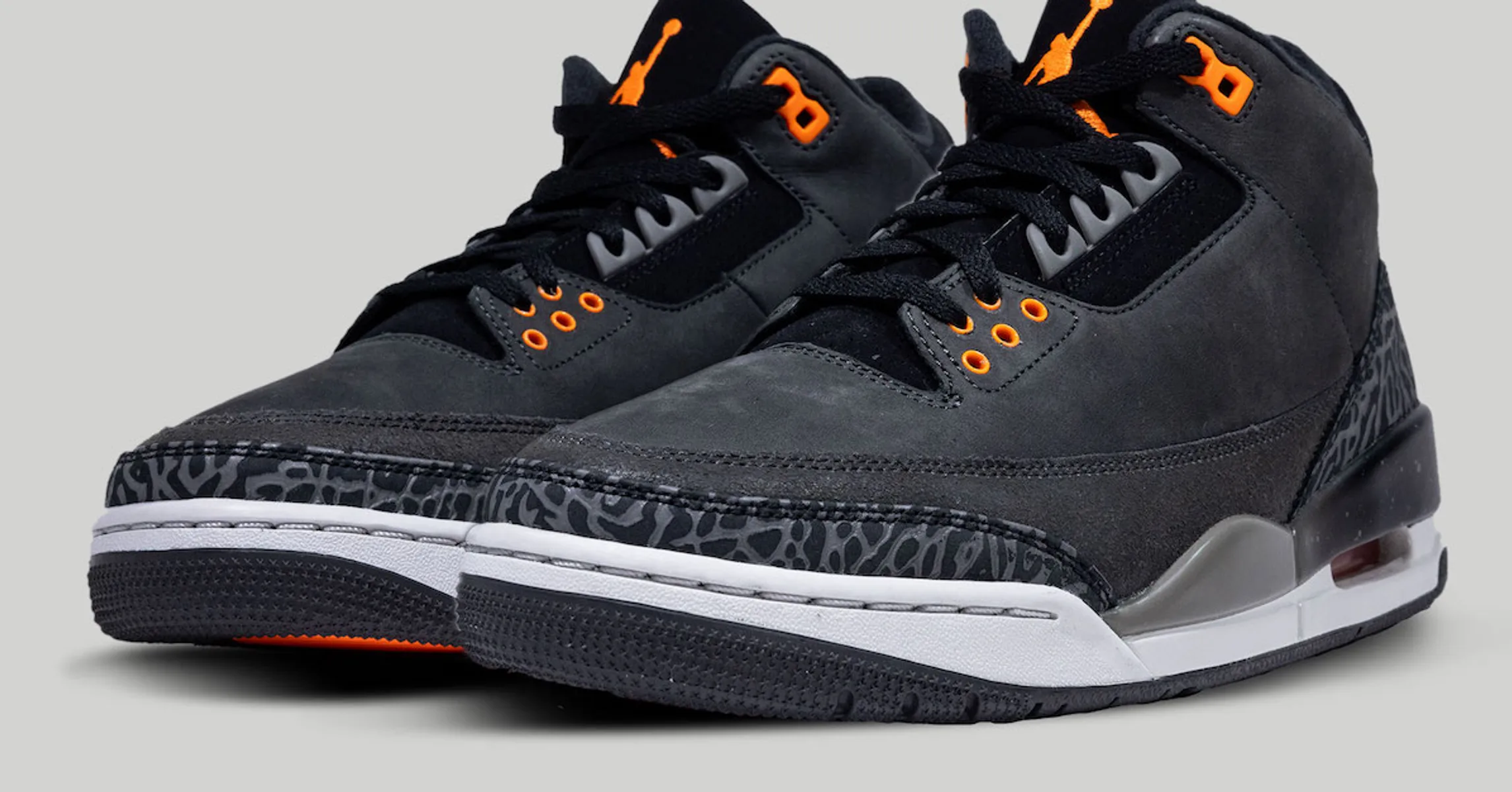 Air Jordan 3 "Fear" Receives Official Photos