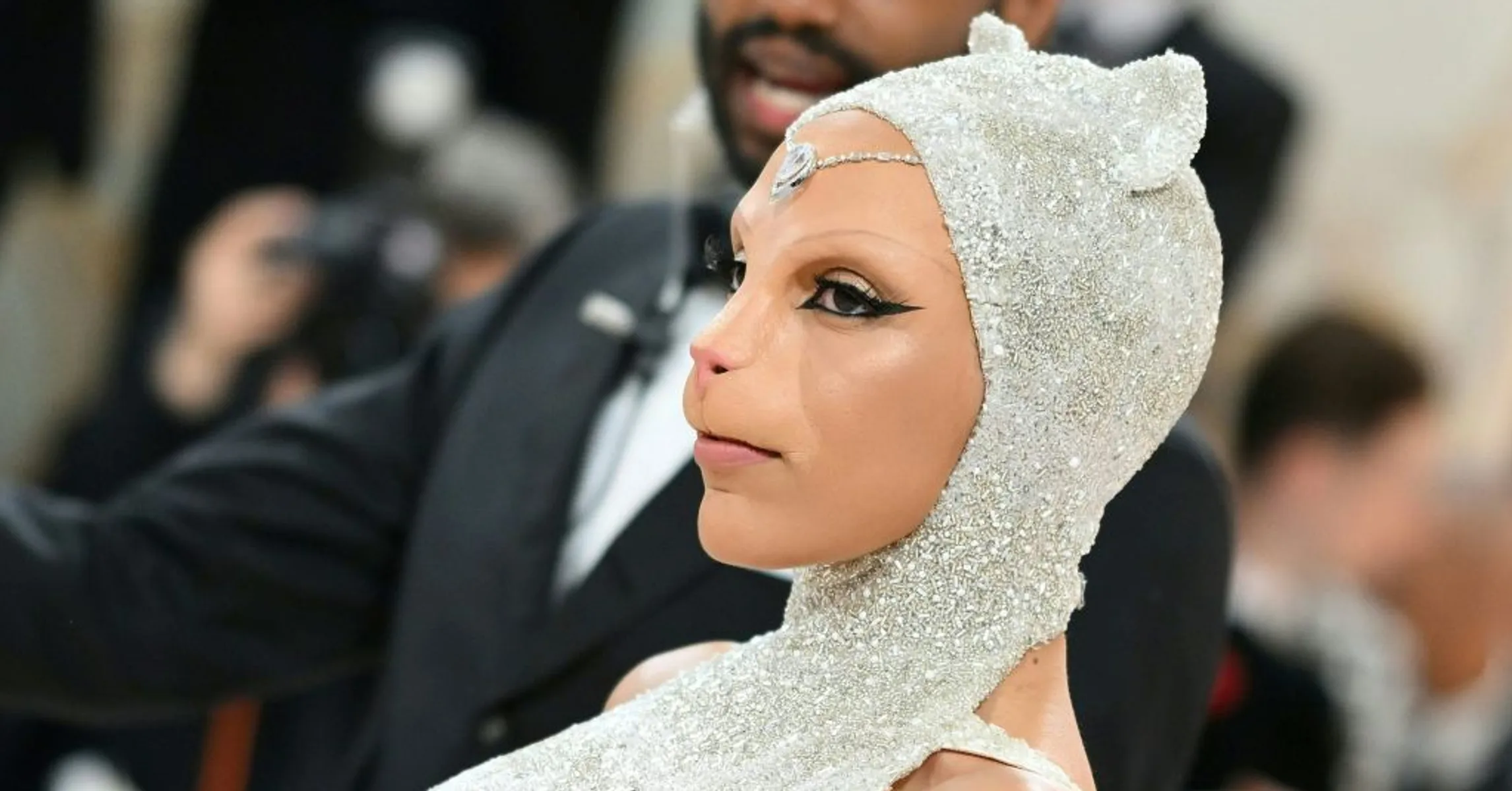 Doja Cat Shares Music Video For New Song "Demons"