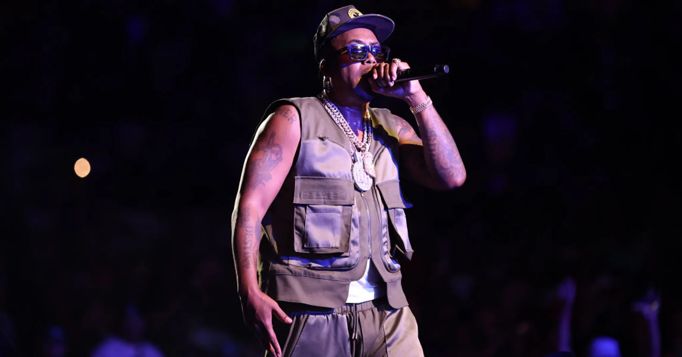 Nas Reveals Tracklist And Surprise Feature On "Magic 3"