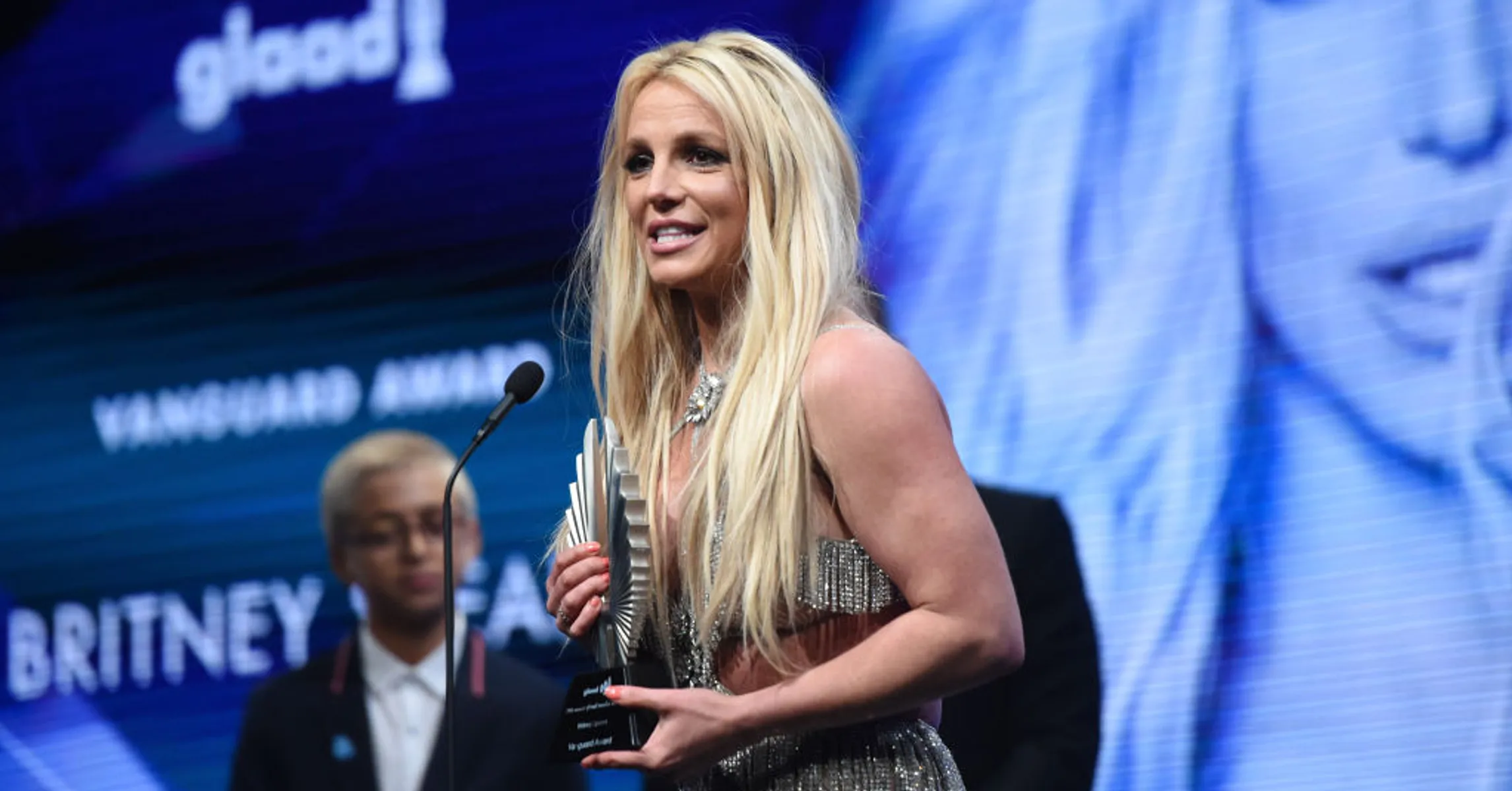 Britney Spears Fans Think She Hurt Herself After Another New Instagram Post