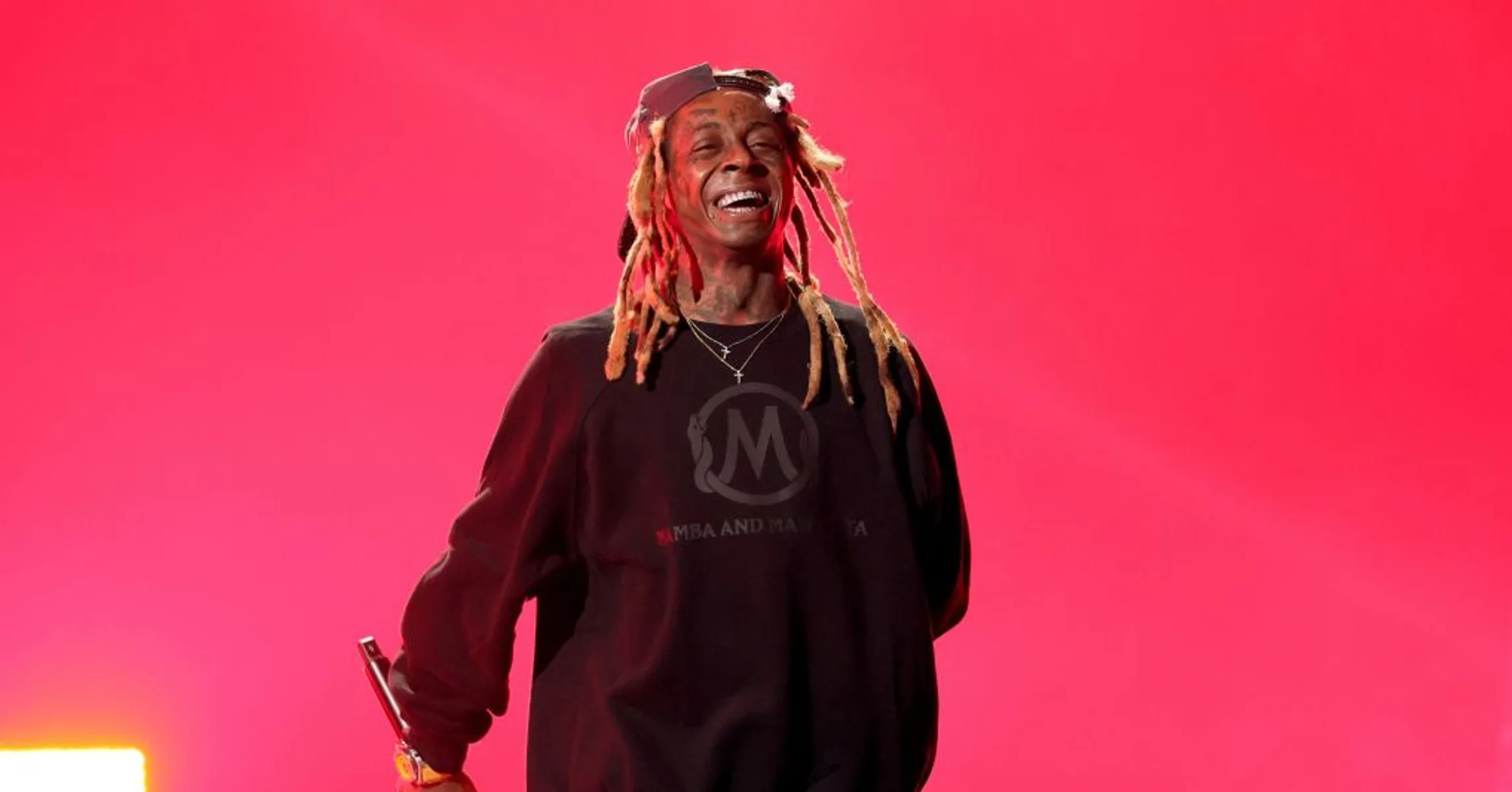 Lil Wayne Hilariously Confesses That He Is "Too Old" To Write Down His ...