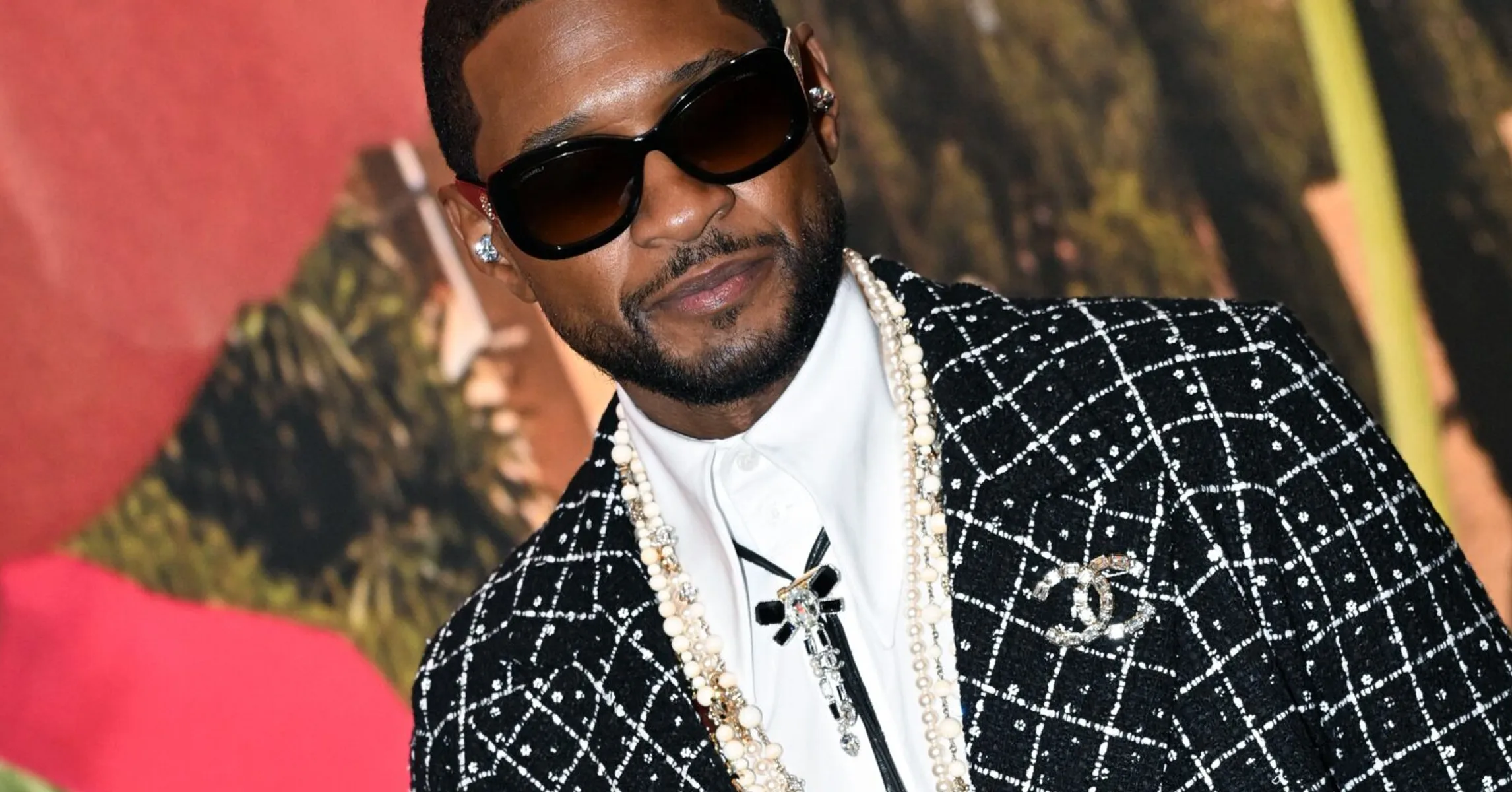 Usher's "Good Good" Hits Billboard Top 30, His First Song To Do So In ...