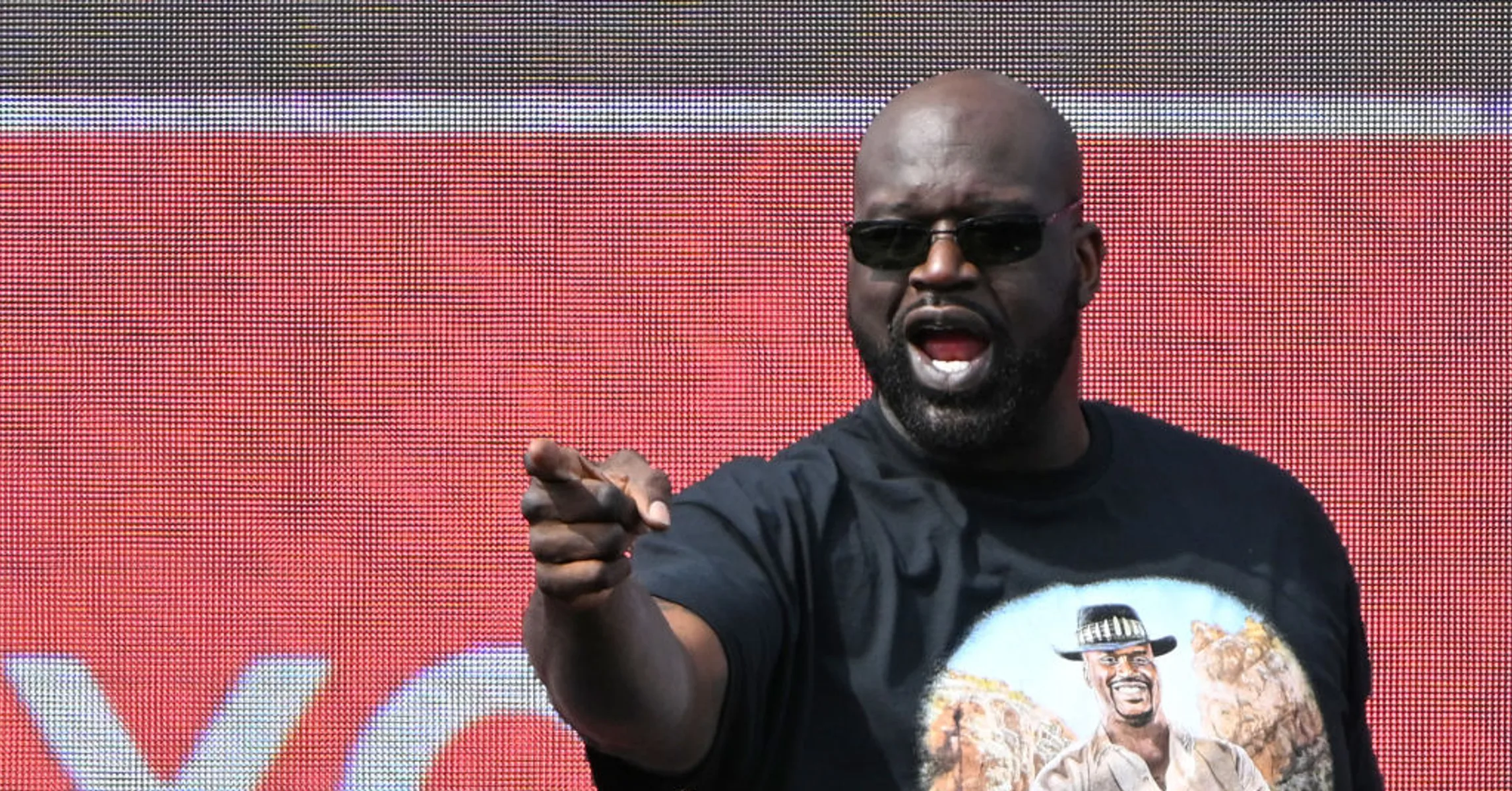 Shaq Doubles Down On His Status As The Greatest Athlete Rapper, Still ...