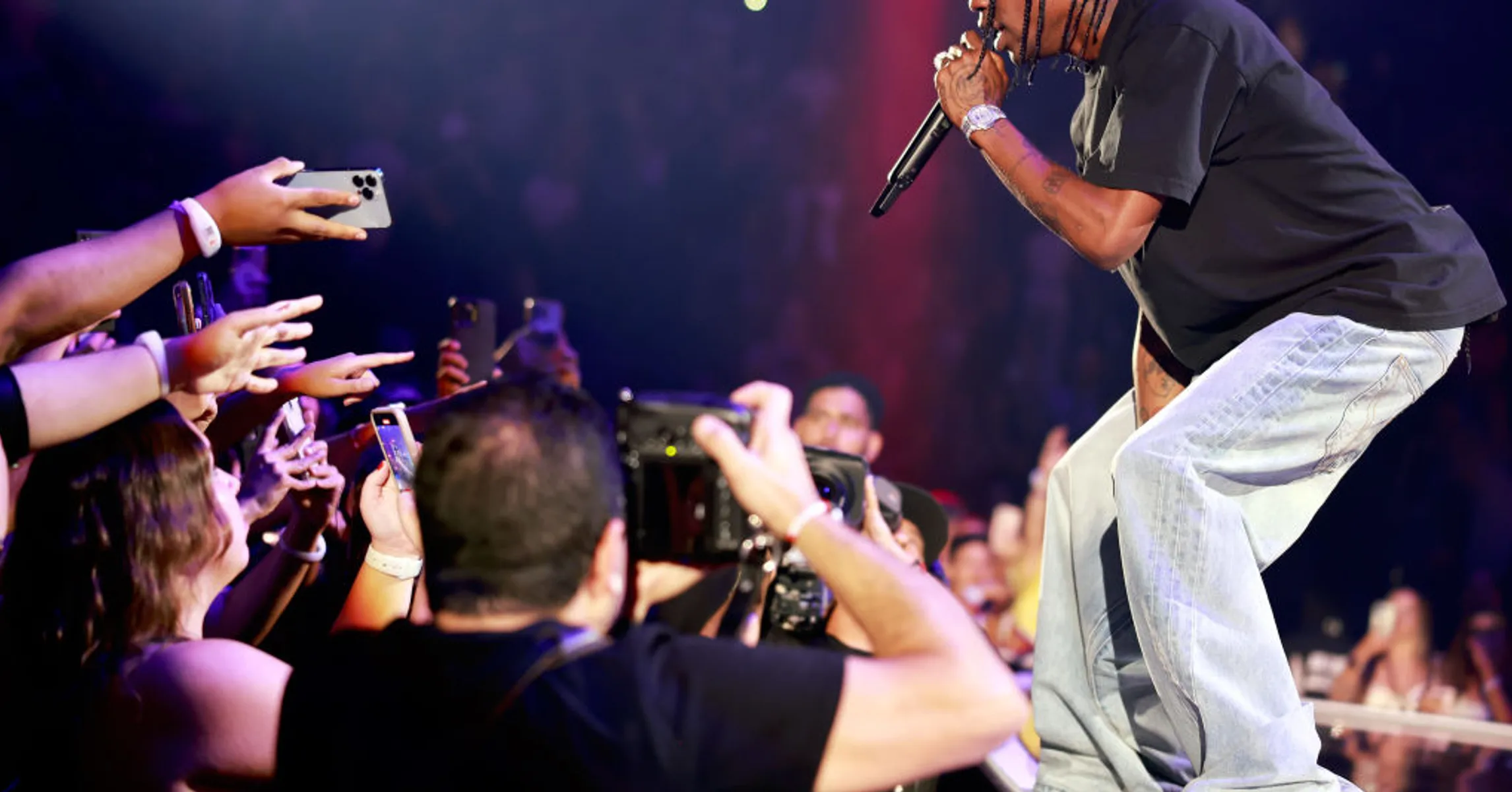 Travis Scott And A Fan Perform "Sweet Sweet" Together: Watch