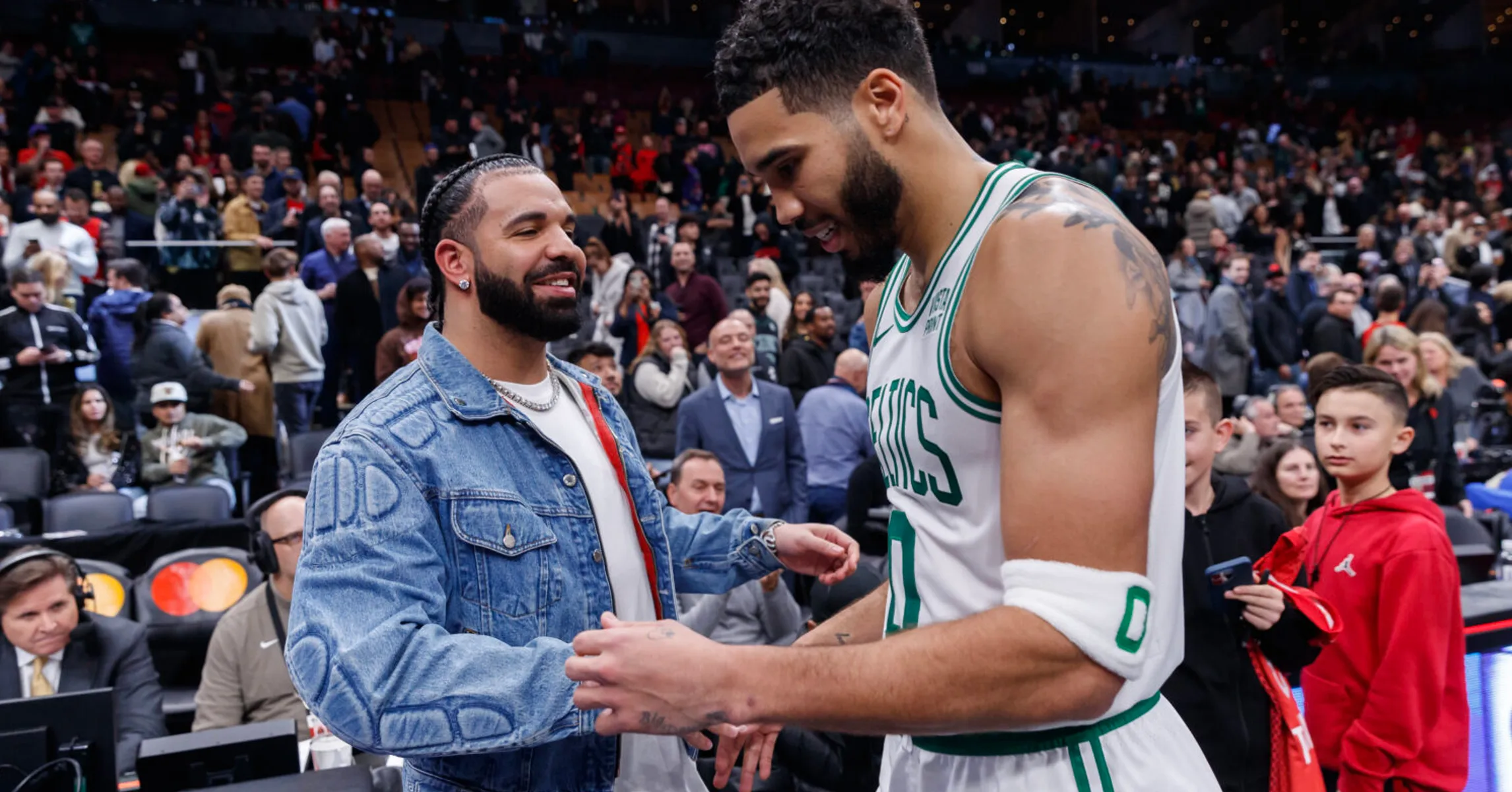 Drake Wins Five 2023 Billboard Music Awards