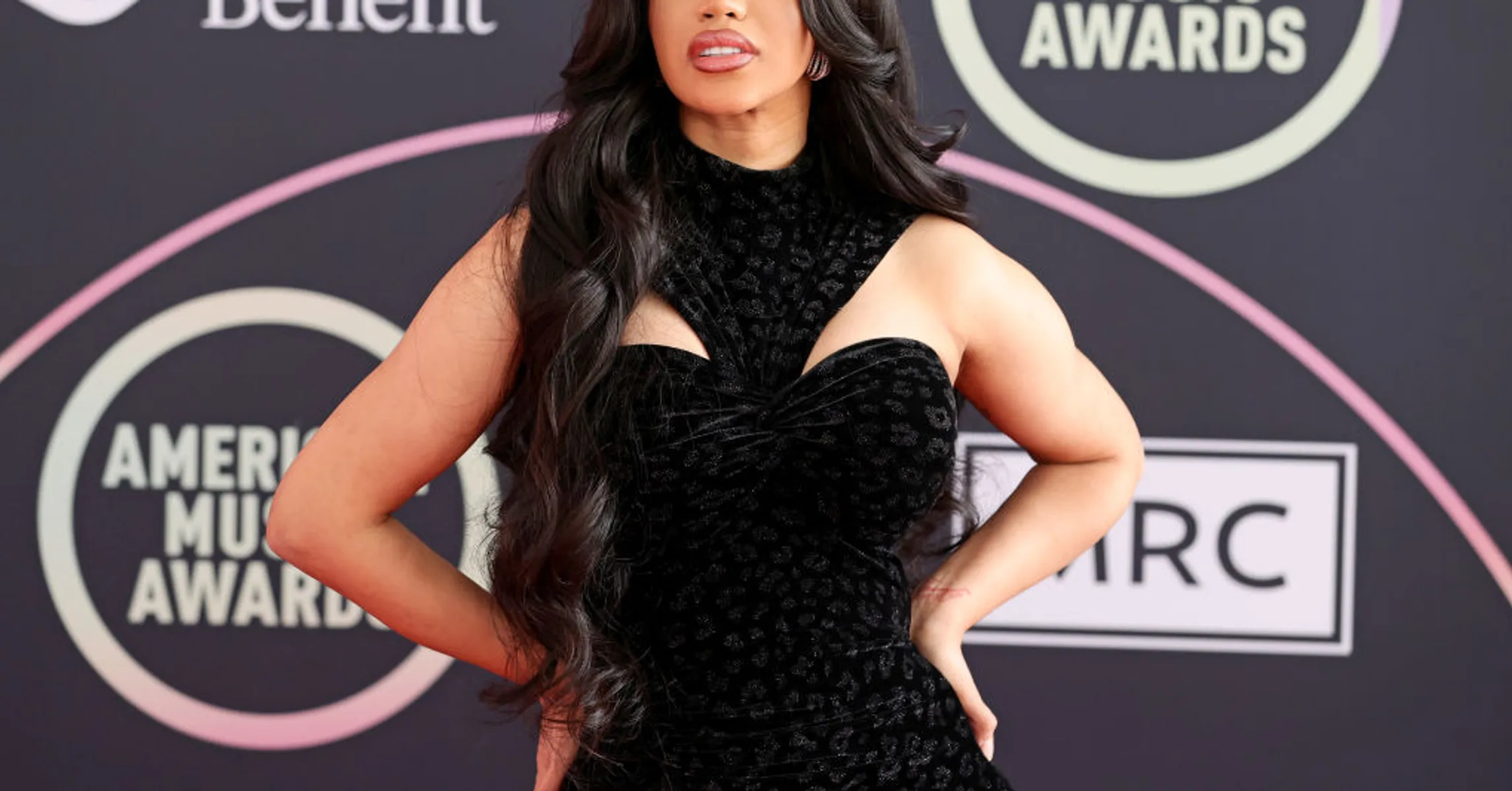 Cardi B Claps Back At Body Shamers, Says Cosmetic Surgery Needs To Be ...