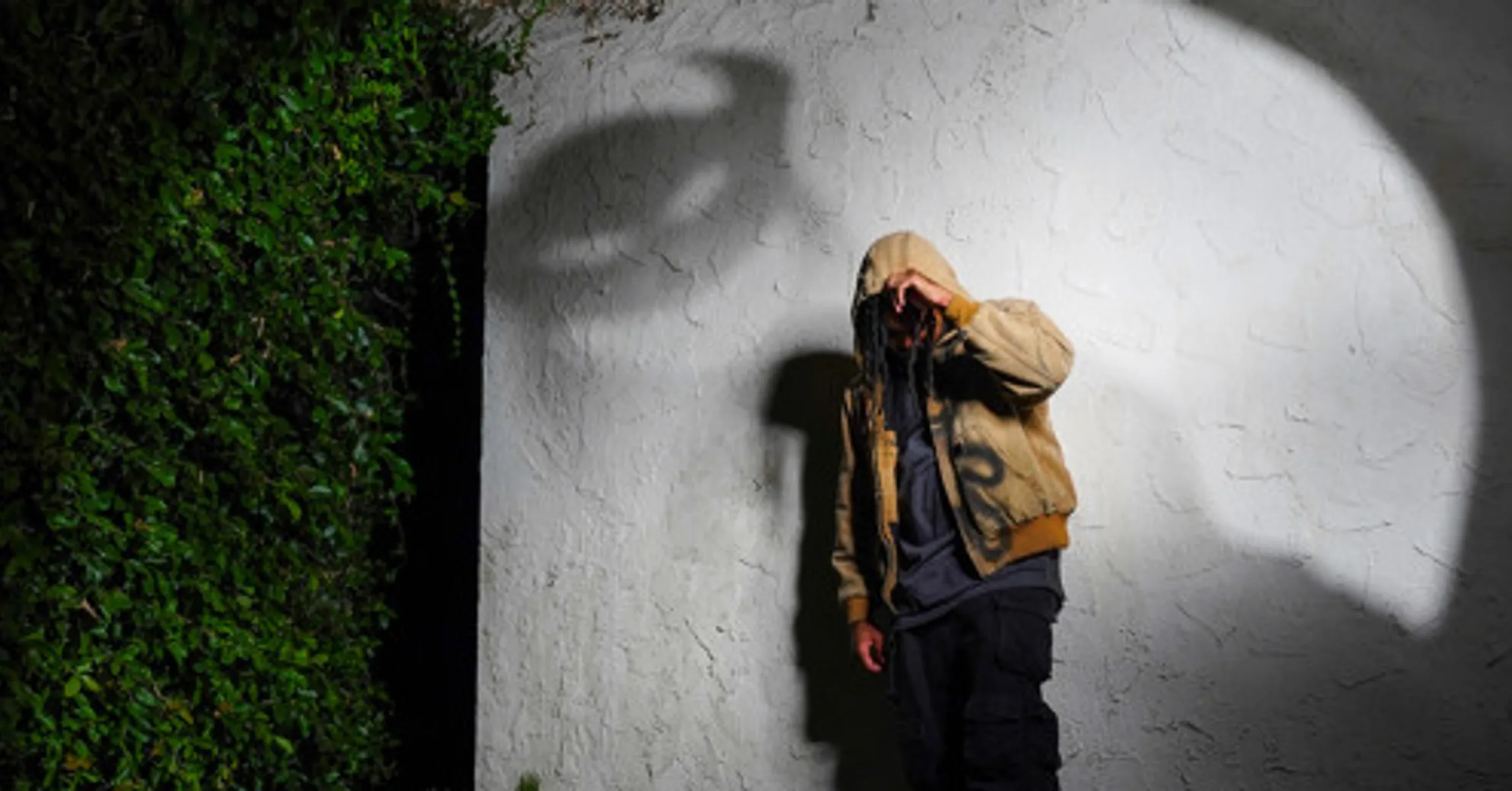 Kembe X Joins Forces With Isaiah Rashad & Hippie Sabotage On "Rolling ...