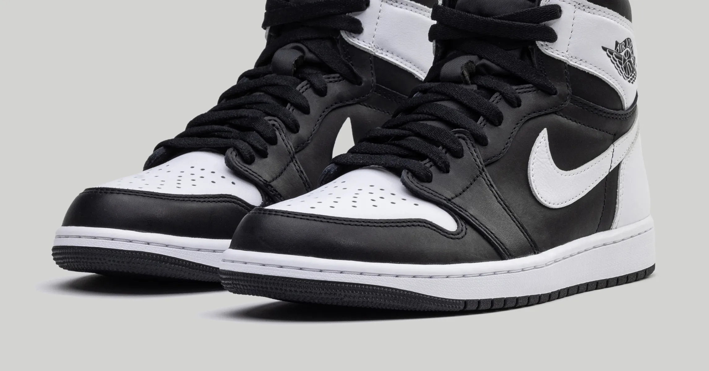 Air Jordan 1 High OG “Reverse Panda” Gets Official Photos