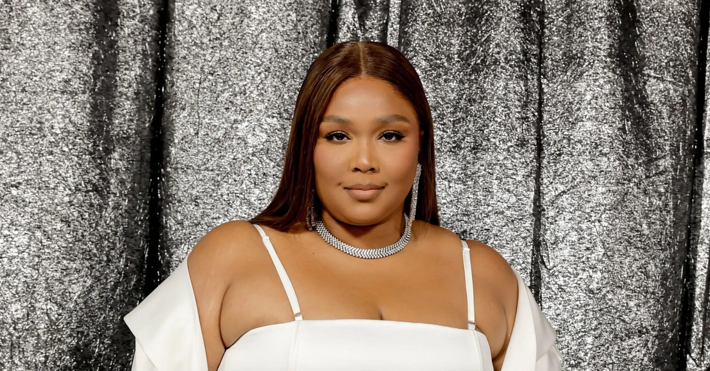 Lizzo Bounces Her Bare Booty On IG Amid Weight Loss Praise