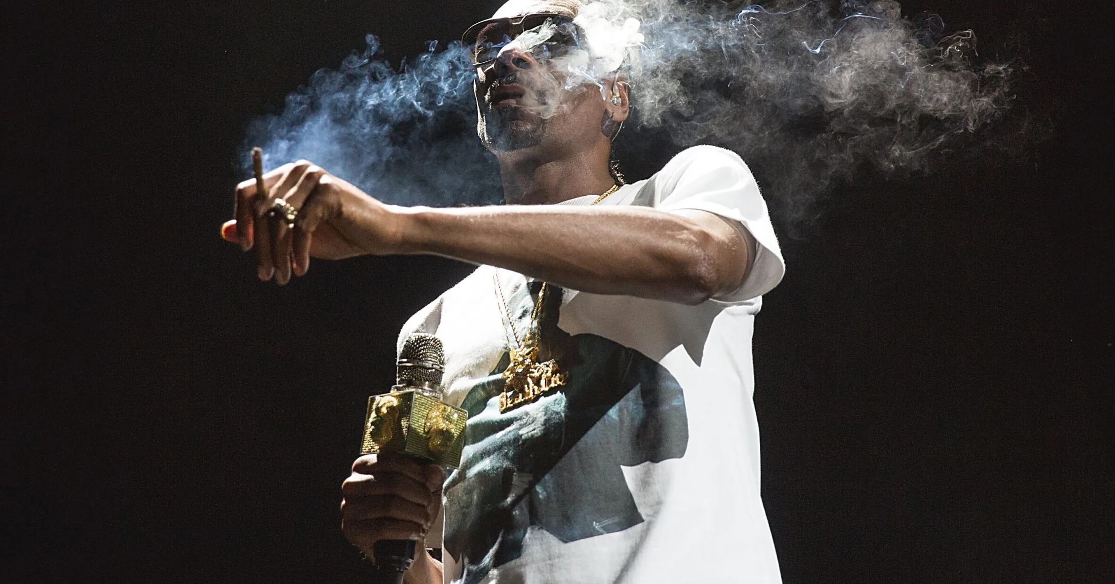 Snoop Dogg Recalls Supplying Legendary Rappers With Weed