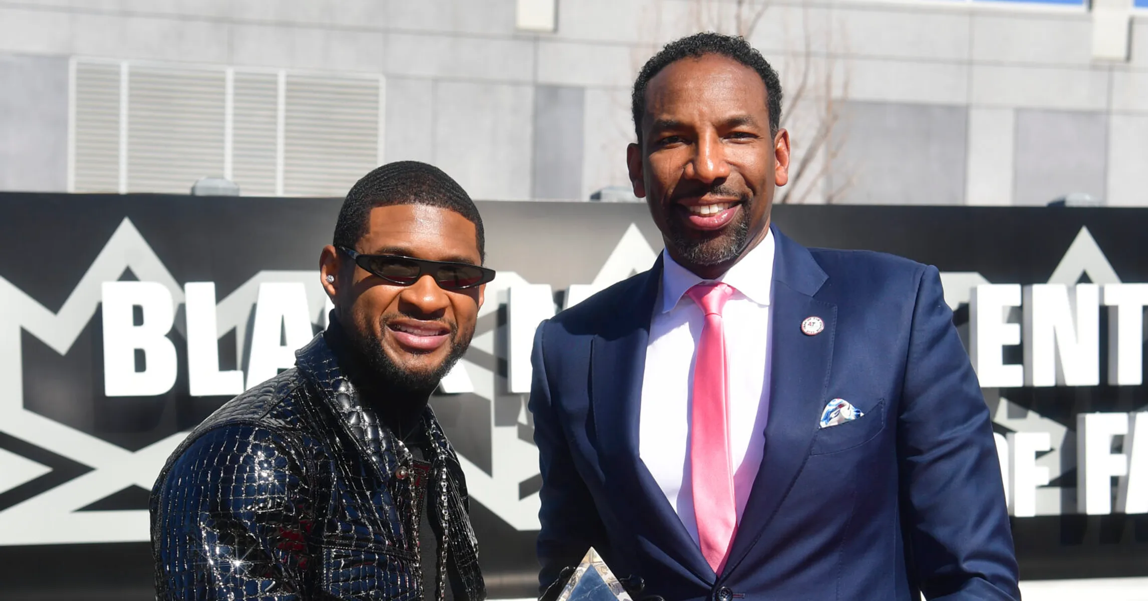 USHER Returns To Atlanta, Receives Phoenix Award & A Spot On Black ...