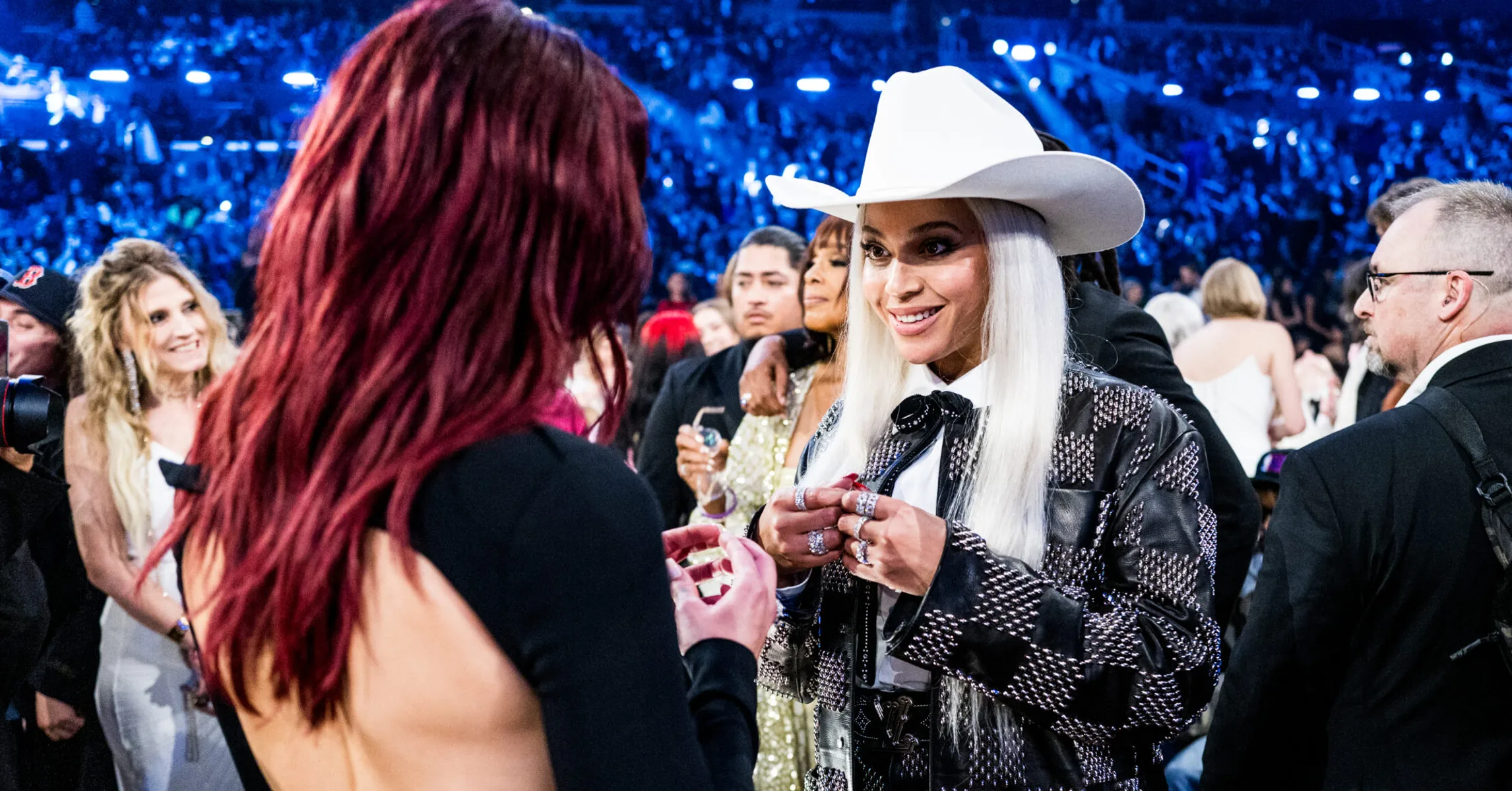 "COWBOY CARTER" Tracklist: Beyonce's Next Album To Include "Jolene ...