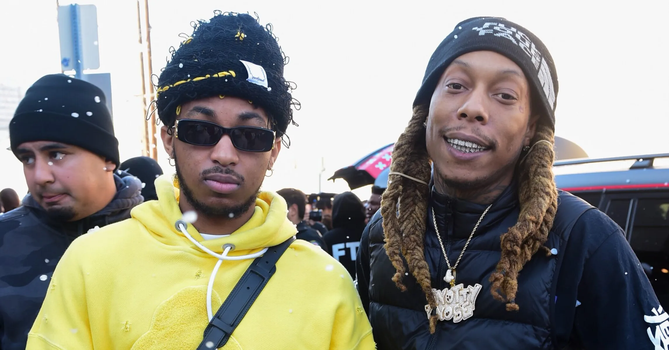 Justin Bieber, Machine Gun Kelly, & More Artists Continue To Pay ...