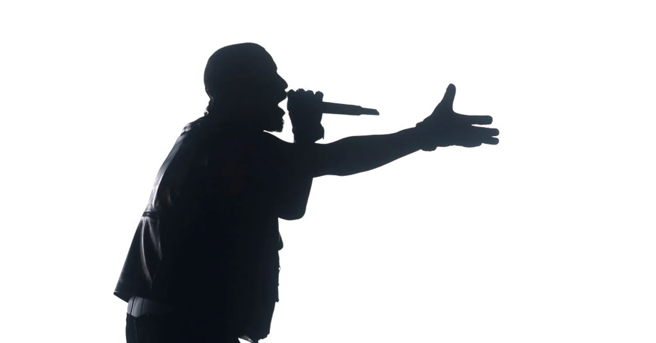 Drake Uses AI 2Pac To Diss Kendrick Lamar On "Taylor Made Freestyle"