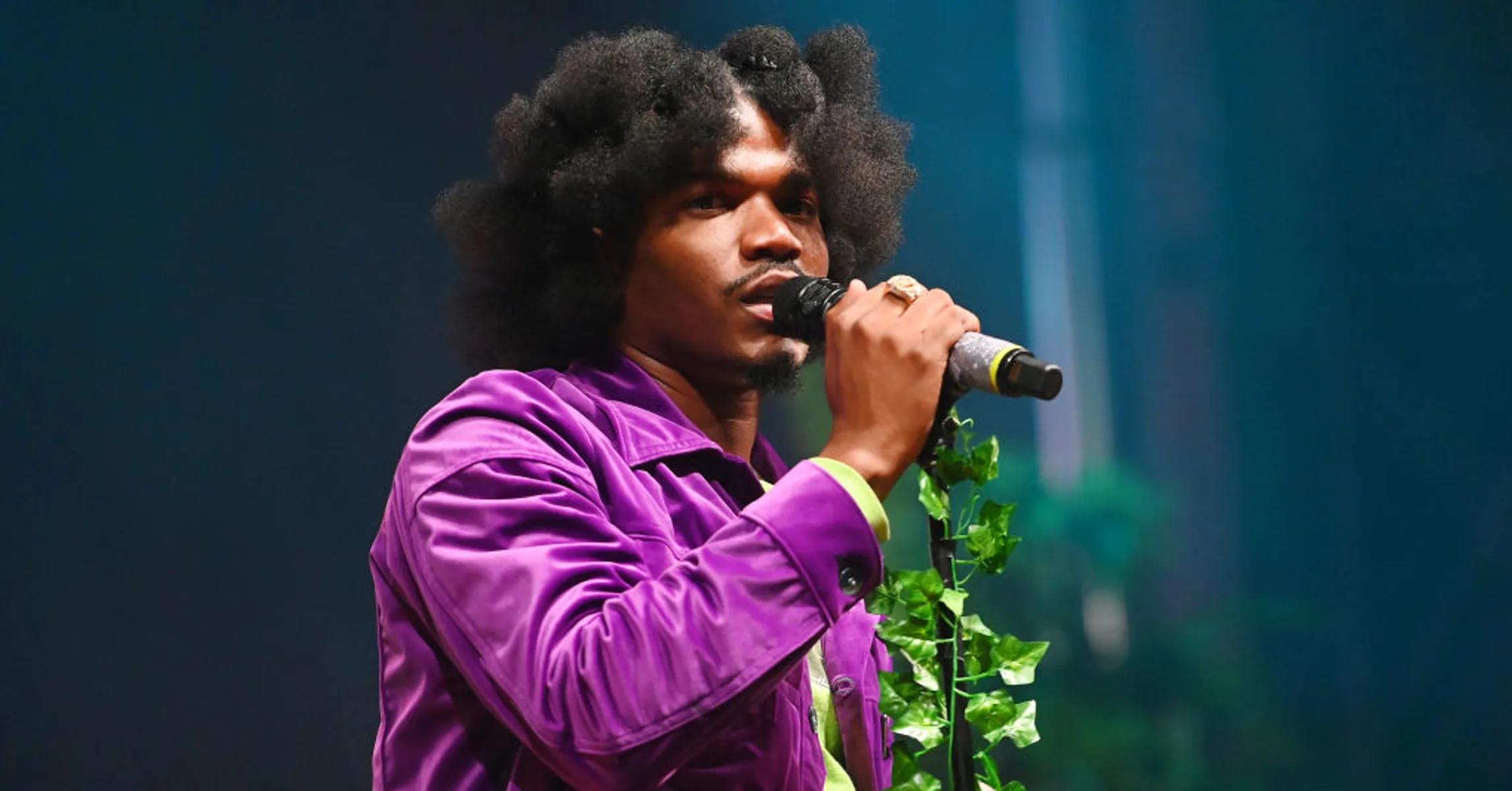 Smino Surprises Fans With A Cover Of The Outkast Classic "Roses"