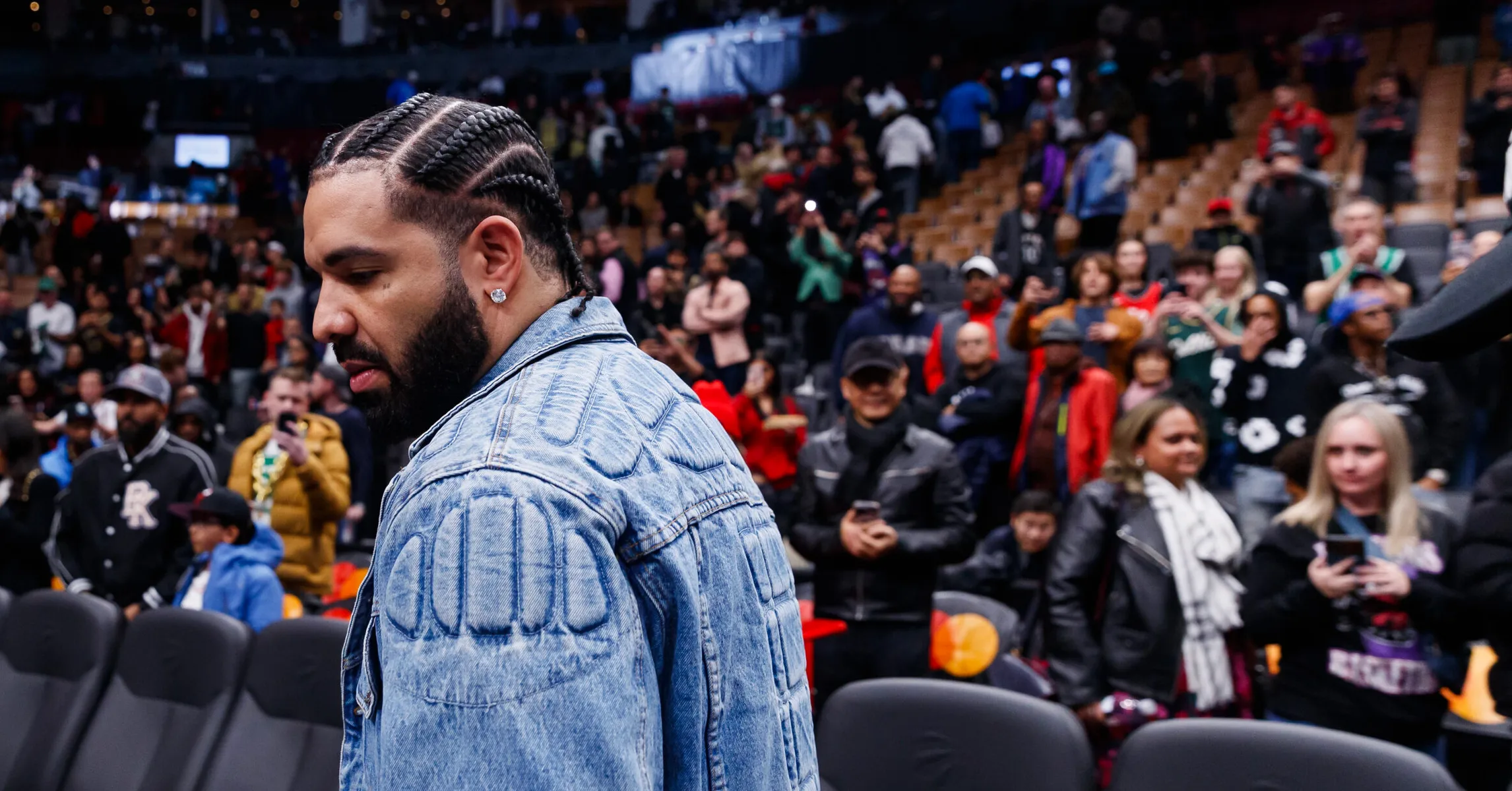 Drake Fans Disappointed As Kendrick Lamar Diss Track Is Nowhere To Be Found