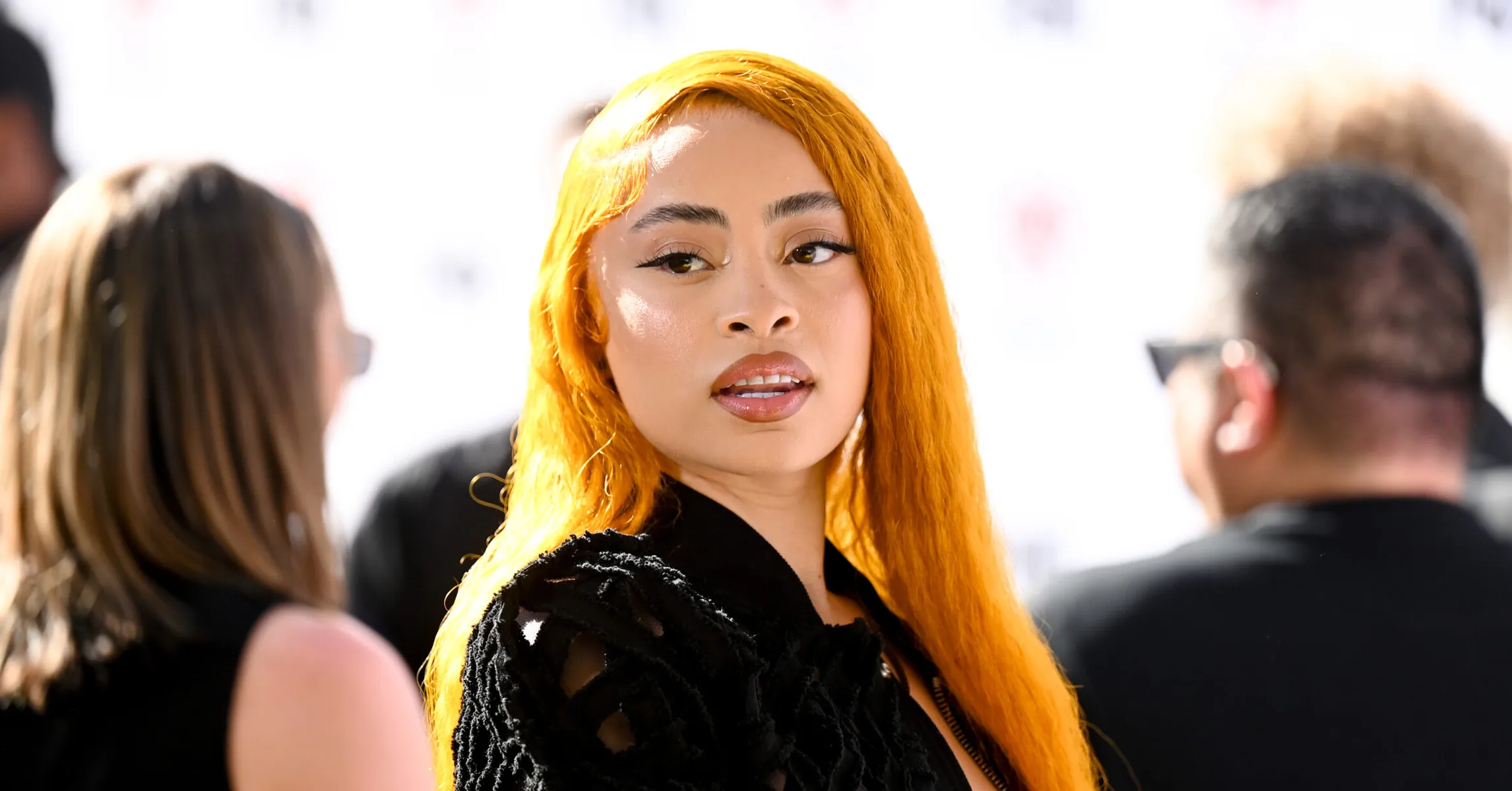 Ice Spice Announces New Single, "Gimmie A Light"