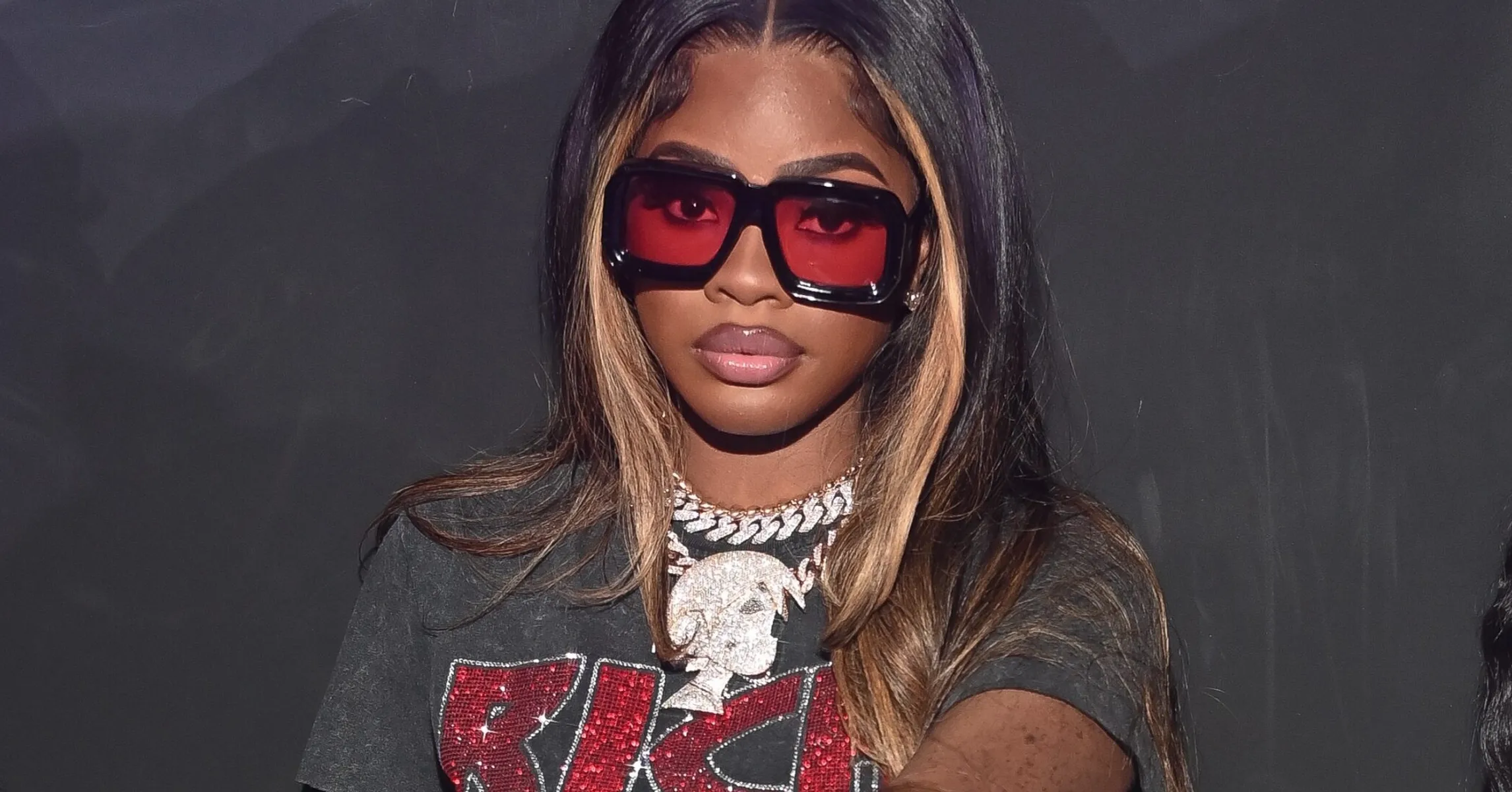 JT Gets Creative In Overcoming TikTok & UMG Dispute