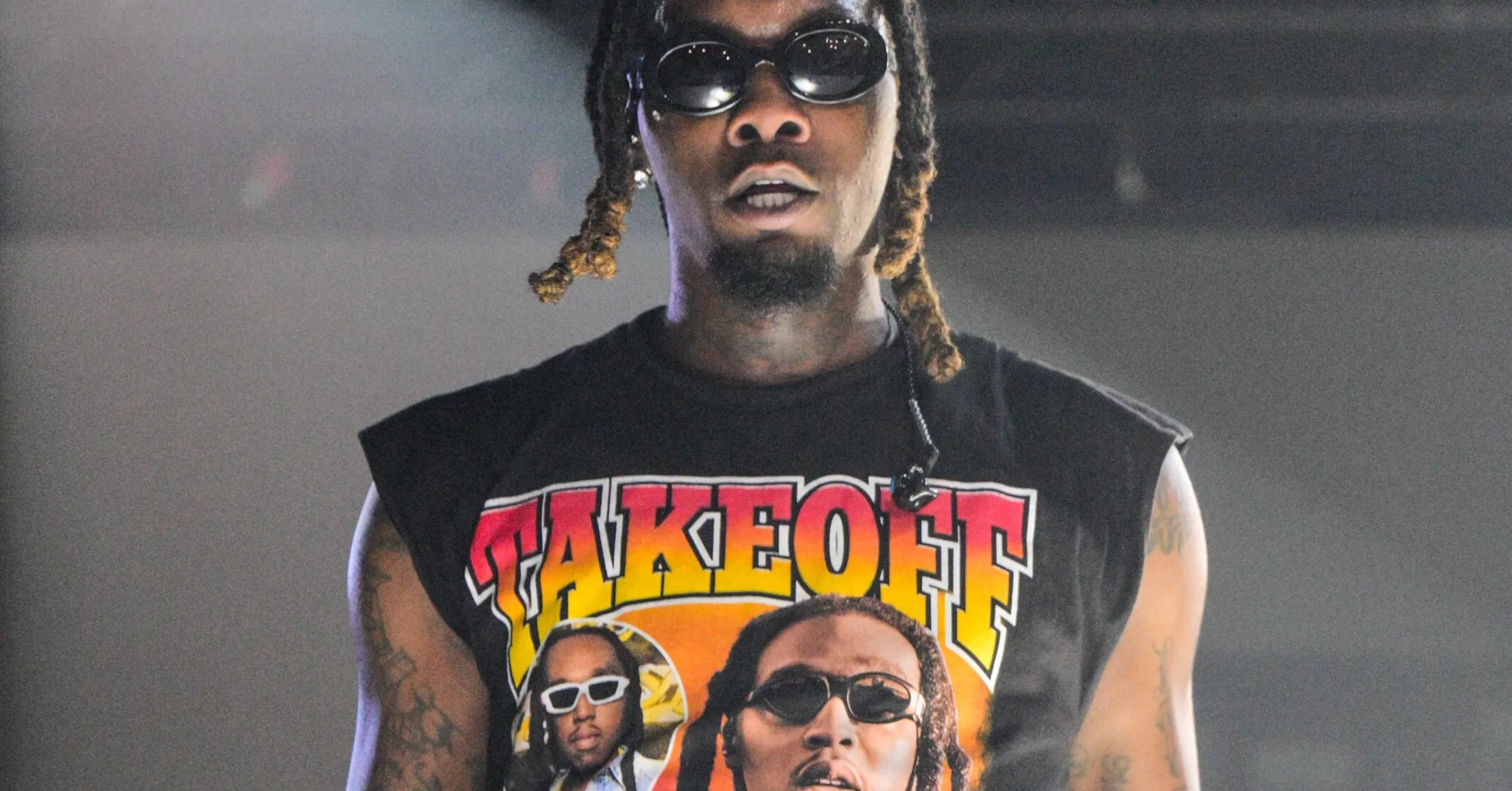 Offset & Clubgoer Get Into Wild Fight Over Thrown Cash: Watch