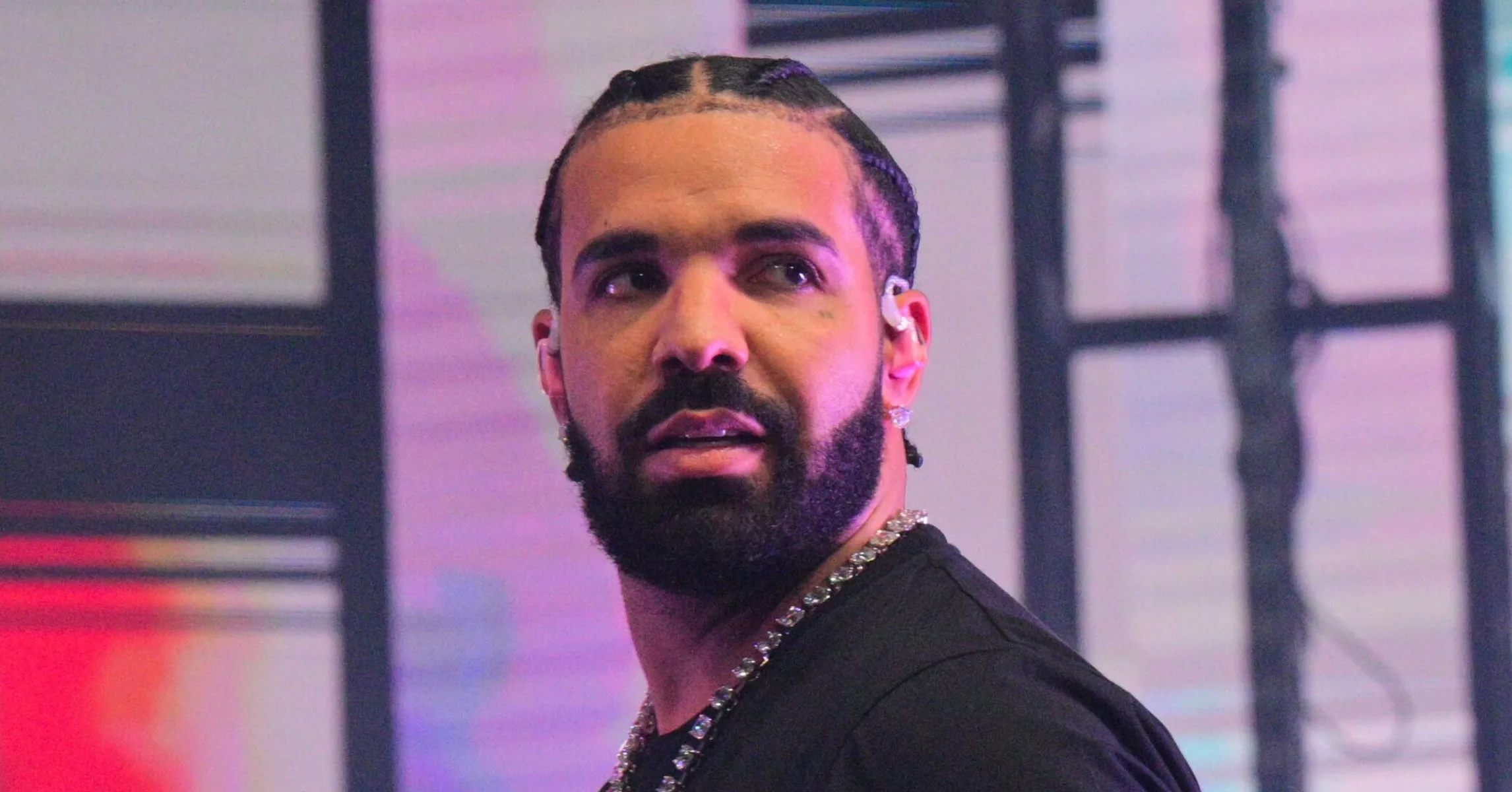 Drake Reacts To Kendrick Lamar's "6:16 In LA" Diss With Menacing Film ...