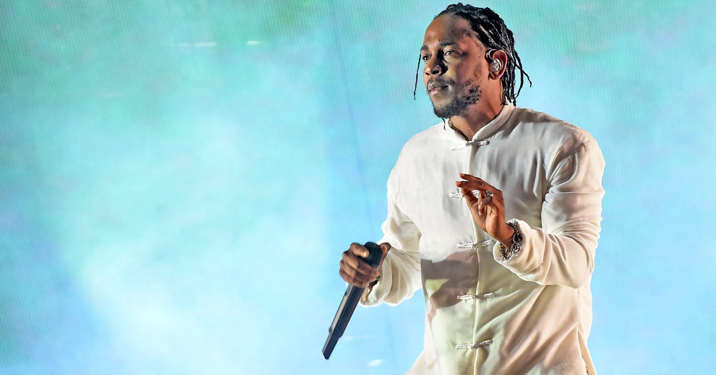 Kendrick Lamar Creeps Up On Drake's Spotify Dominance As Diss Tracks ...