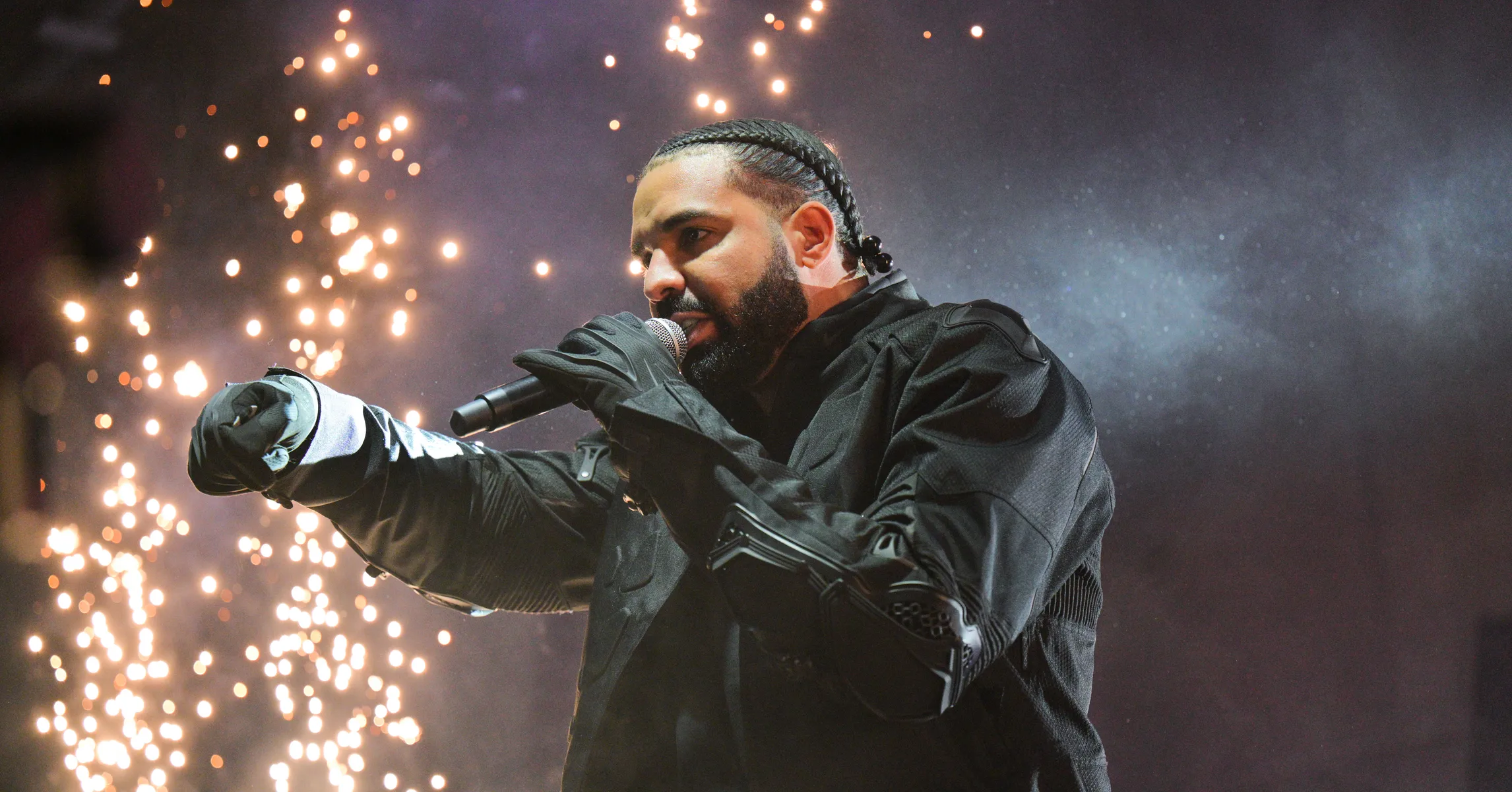 Drake Allegedly Responds To Metro Boomin's "BBL Drizzy" "Diss Beat ...